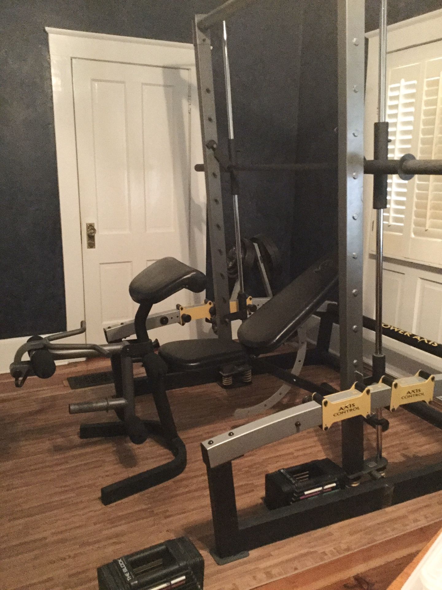Gold’s Gym Power Axis Smith Machine for Sale in Tarpon Springs, FL ...