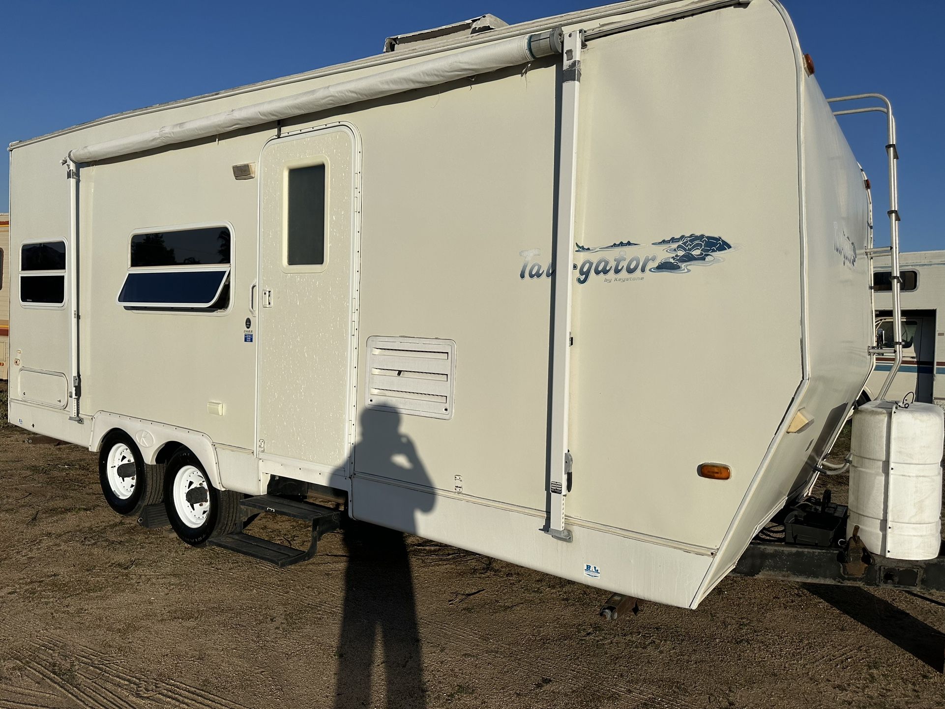 2002 Keystone Tail gator for Sale in Wildomar, CA - OfferUp