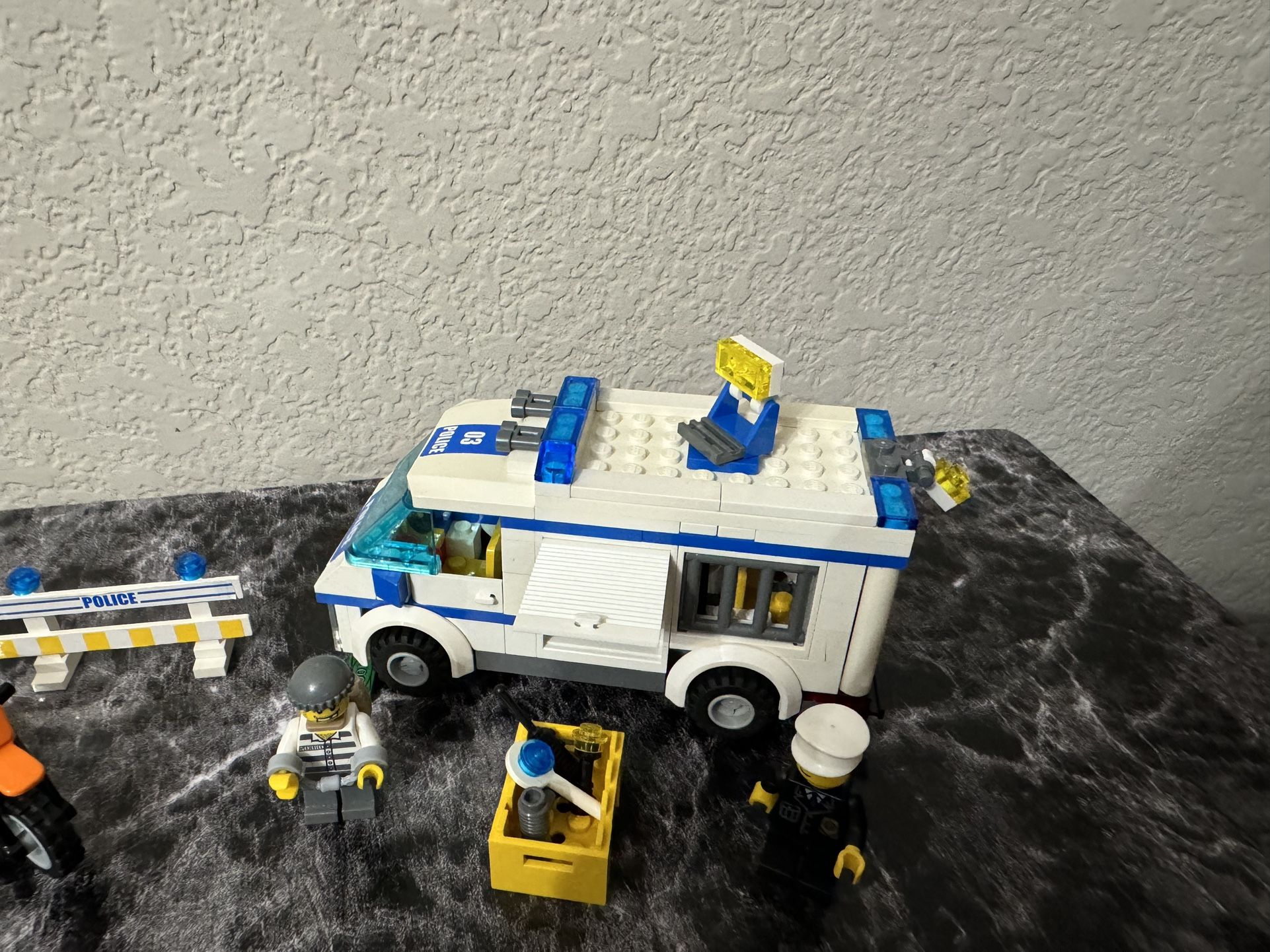 LEGO CITY: Prisoner Transport (7286) for Sale in Enterprise, NV - OfferUp