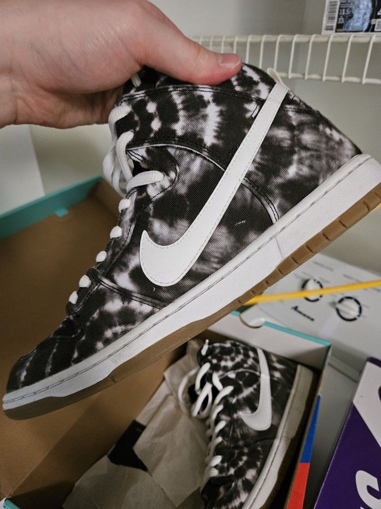 Nike SB Dunk High BLACK TYE DYE