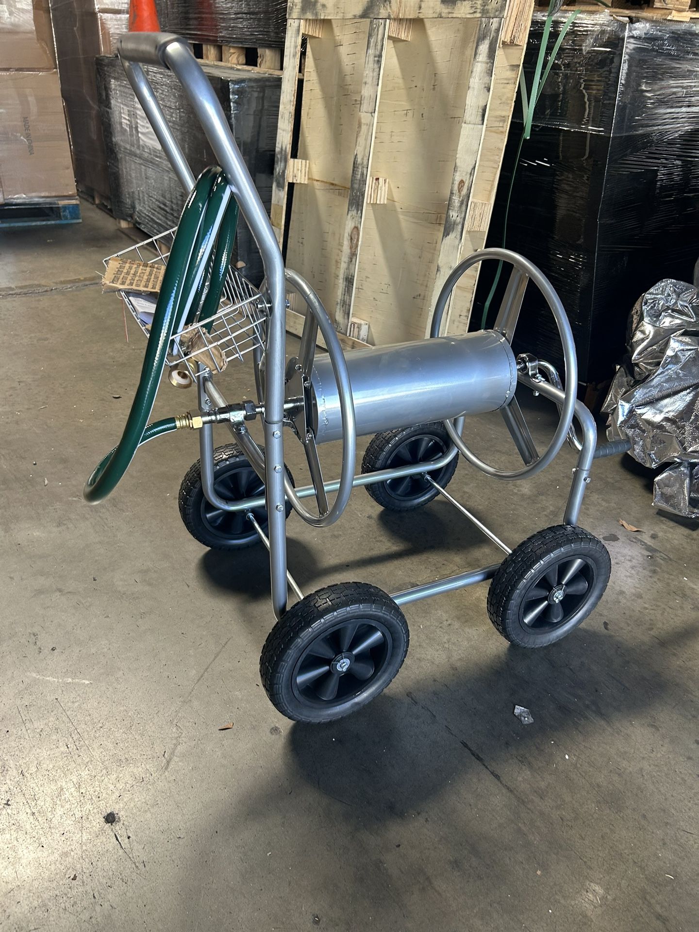 VEVOR Hose Reel Cart, Hold Up to 300 ft of 5/8’’ Hose, Garden Water ...