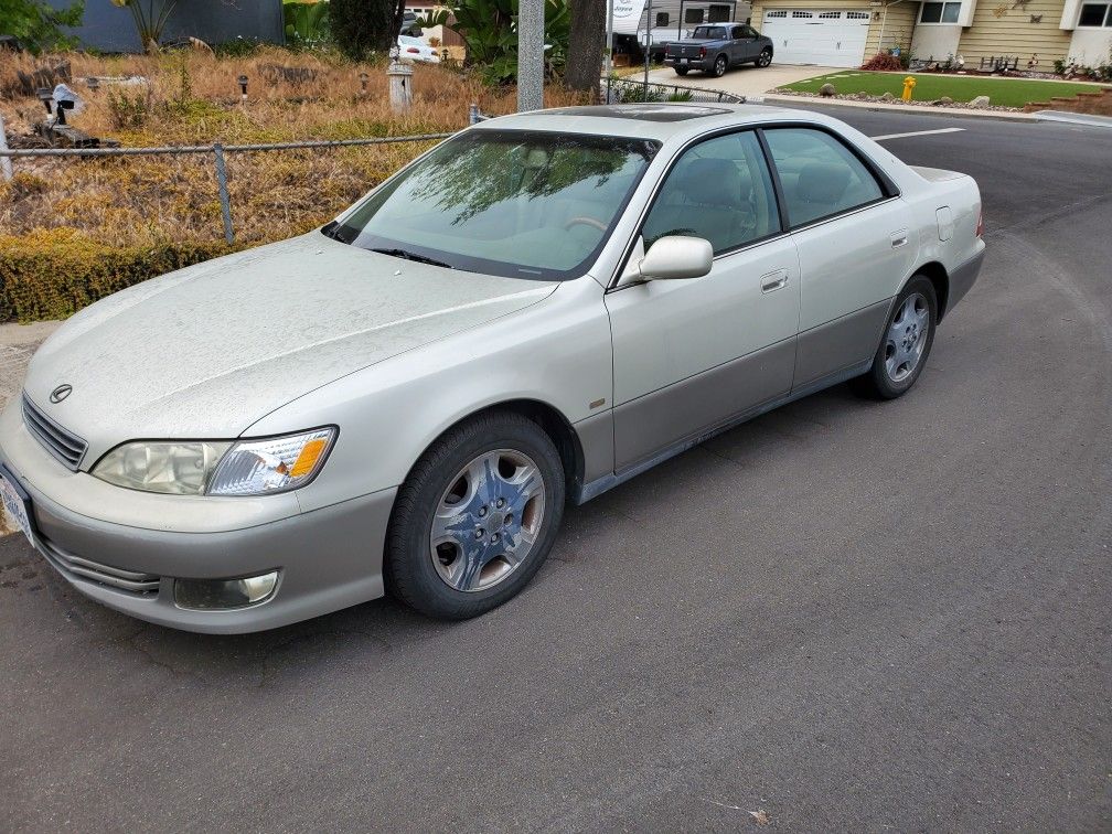 2001 Lexus ES 300 for Sale in Santee, CA - OfferUp