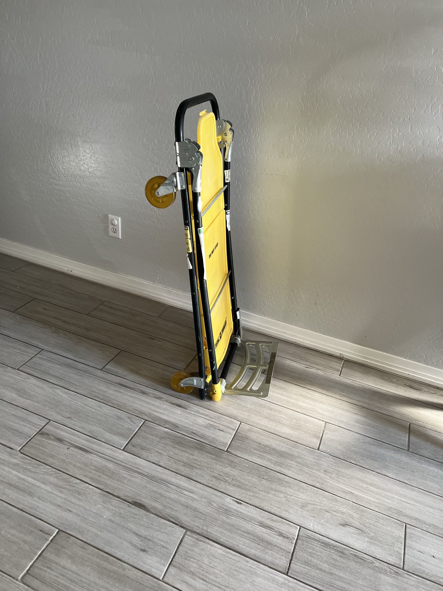 Total Trolley - 4 in 1 for Sale in Tolleson, AZ - OfferUp