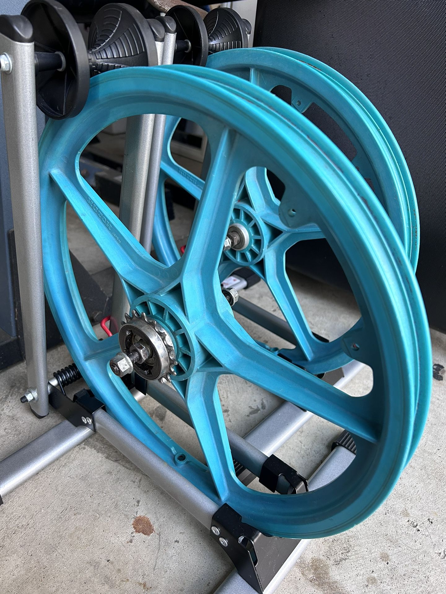 Original HUTCH teal mags 16t suntour freewheel for Sale in Katy, TX ...