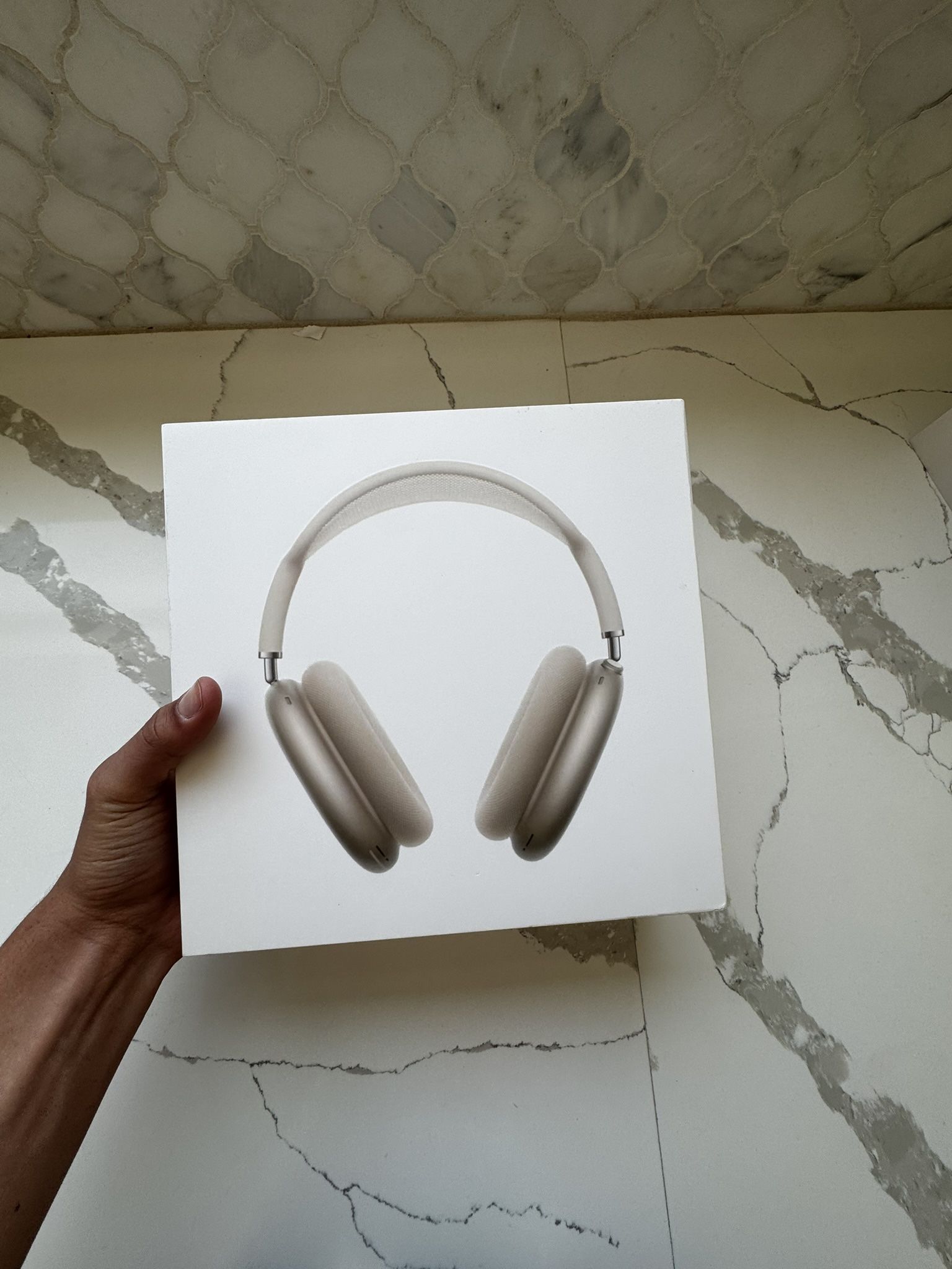 Airpod Max for Sale in Poway, CA - OfferUp