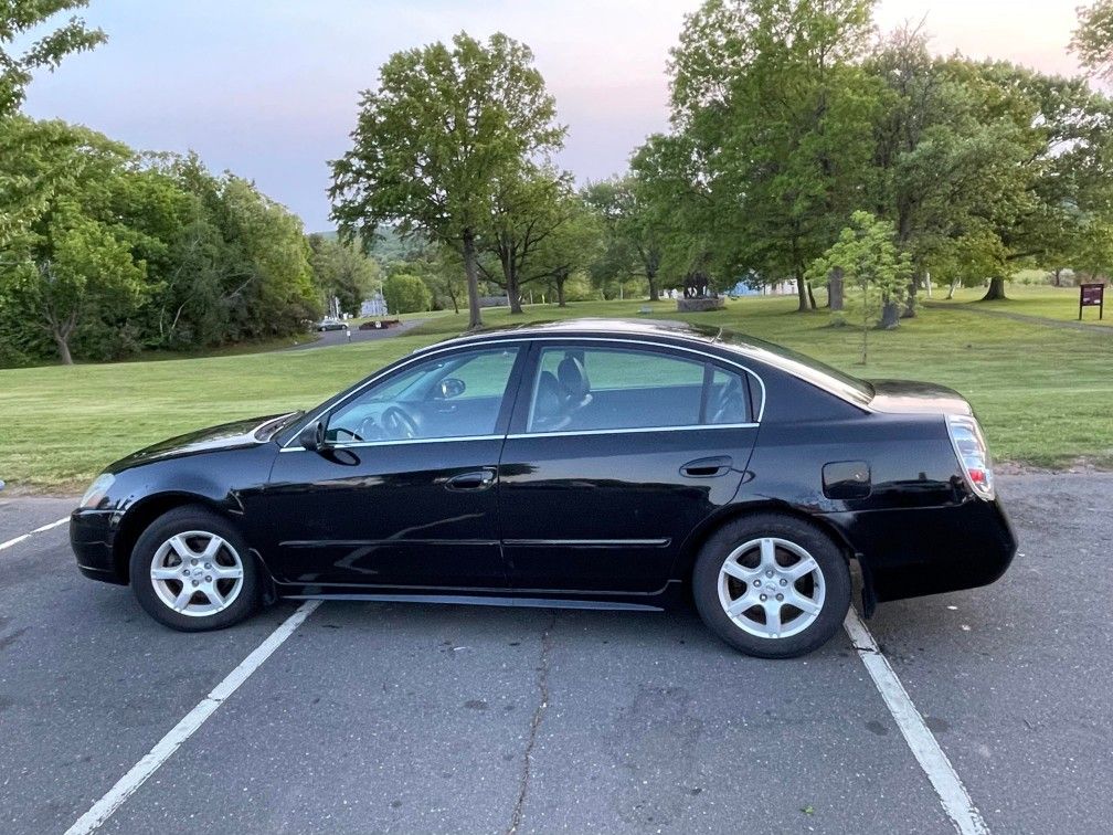 2006 Nissan Altima for Sale in New Britain, CT - OfferUp