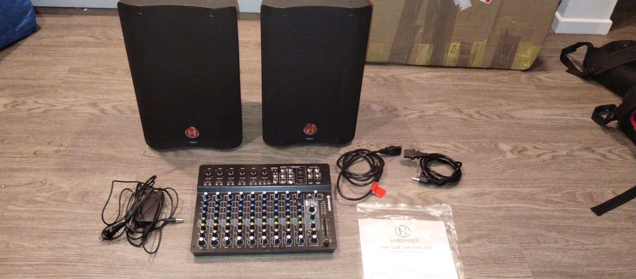 Harbinger PA System with LV14 Bluetooth Mixer & Two Harbinger 8 Inch ...