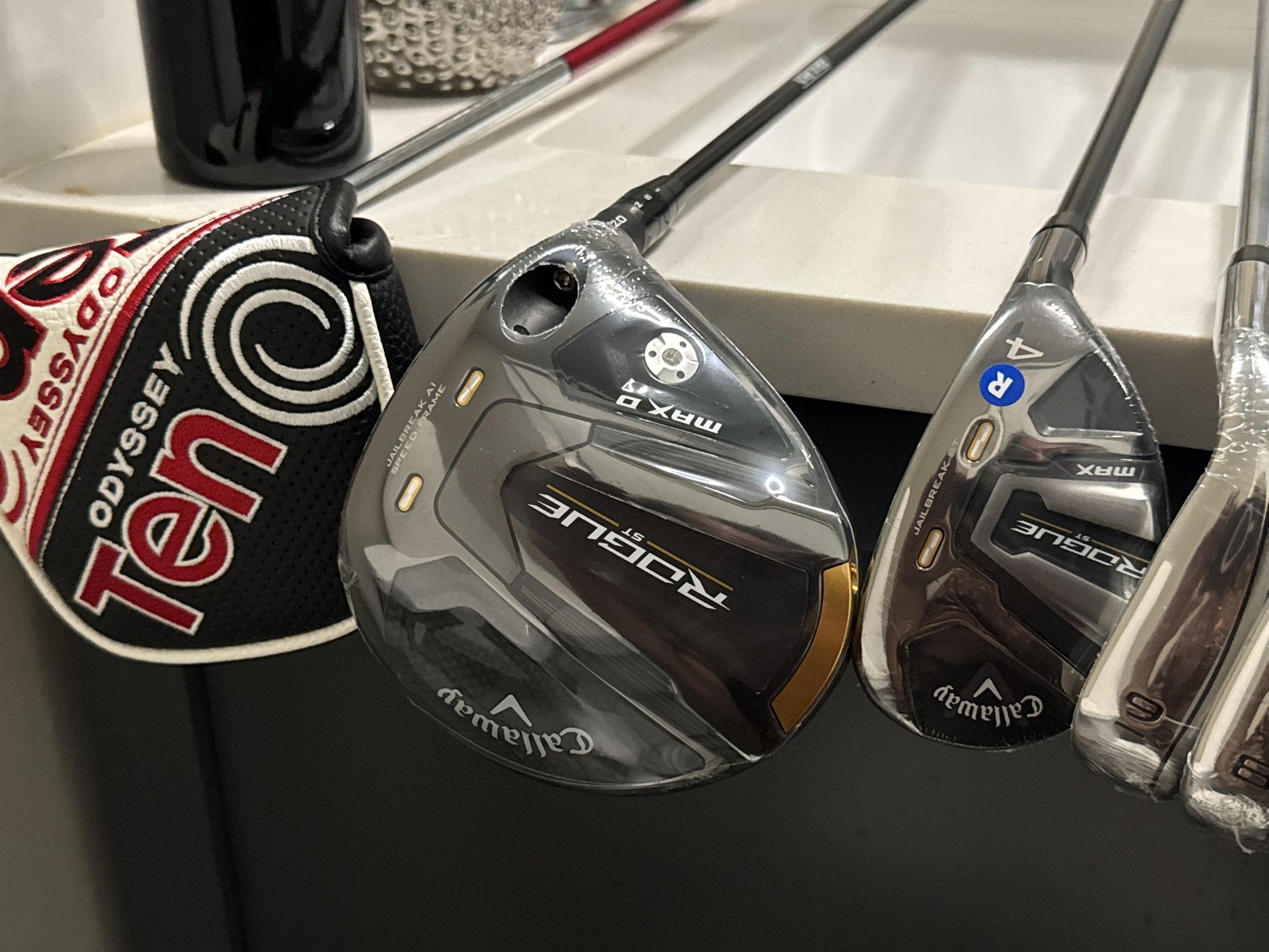 Callaway Rogue ST-MAX. Odyssey Two Ball 10.Putter for Sale in Long ...