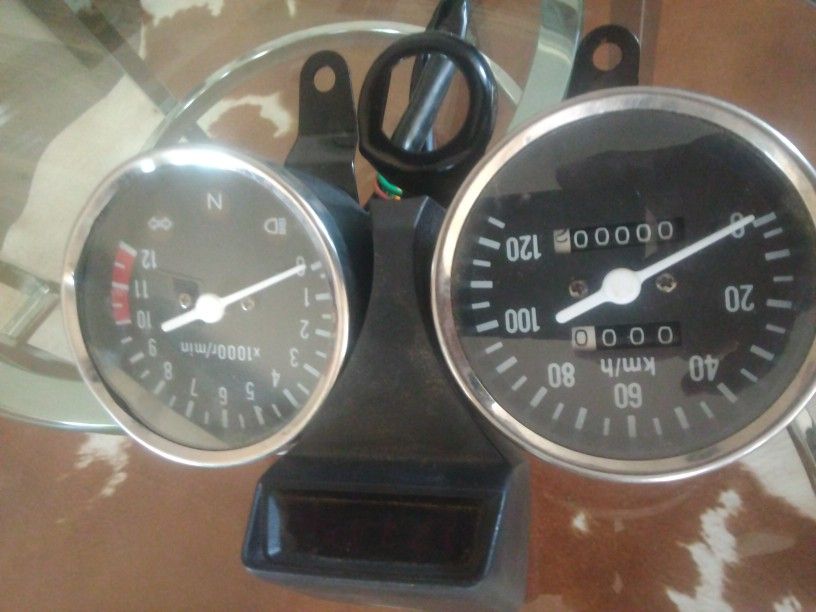 Motorcycle Kilometer As Is for Sale in Nuevo, CA - OfferUp