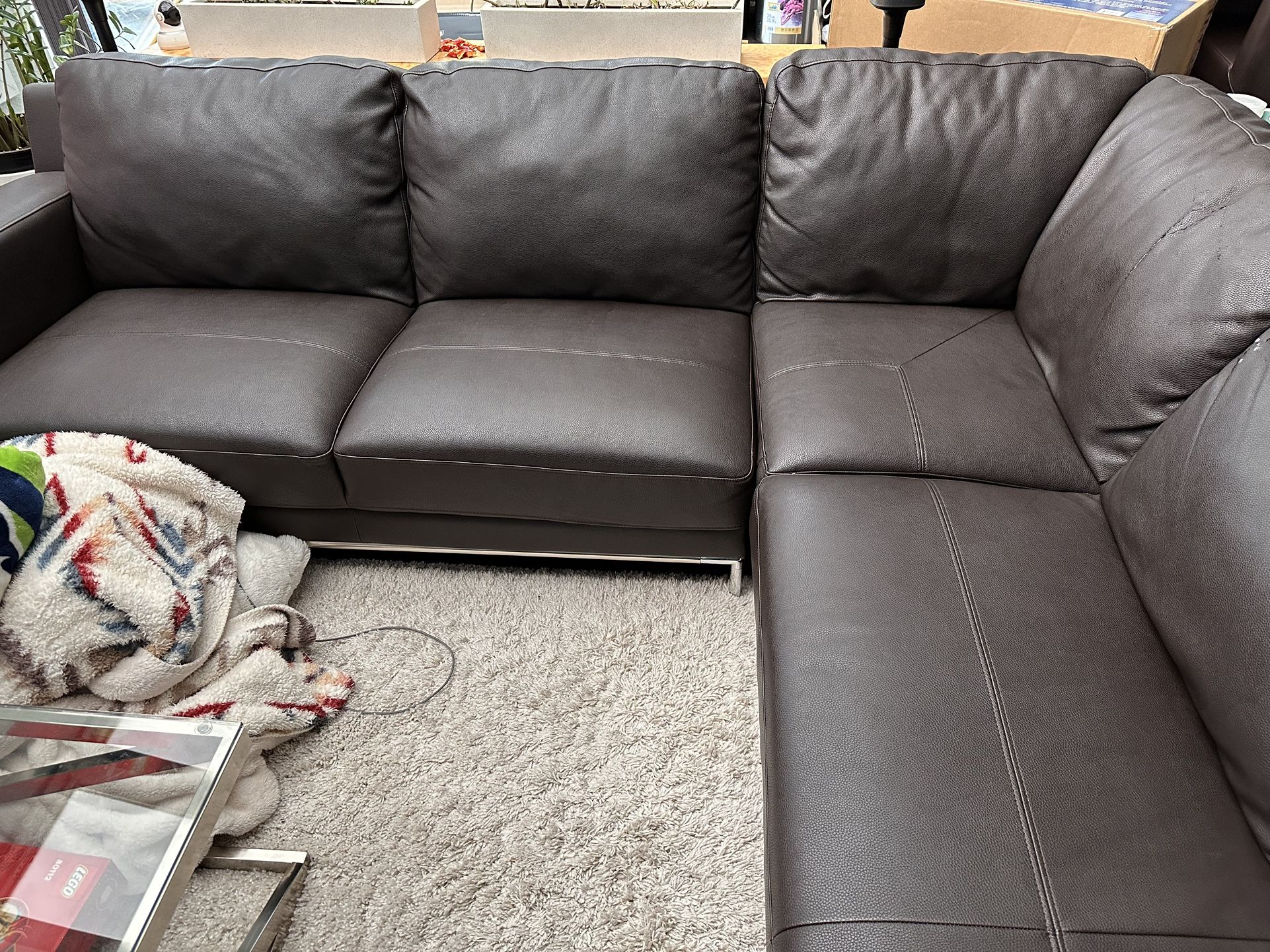 Free kasala couch Brown Pick Up Yourself for Sale in Seattle, WA - OfferUp