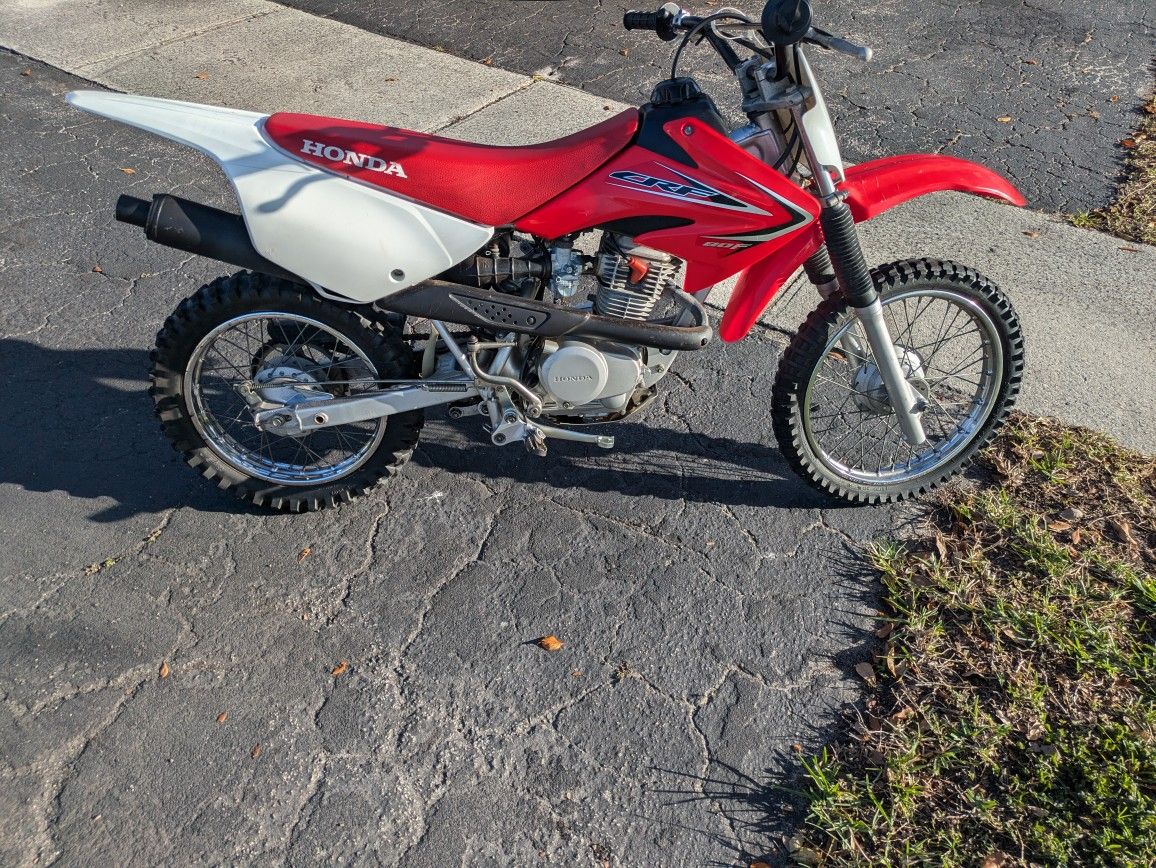 Honda CRF80 CRF 80 Dirt Bike With Title for Sale in Boca Raton, FL ...