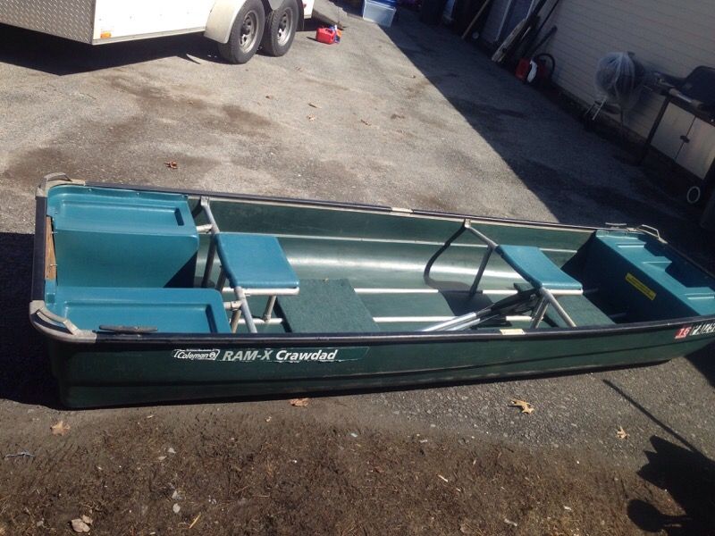 Coleman Ram-X Crawdad 2 Person Flat Bottom Boat Included is 2 Oars, for ...