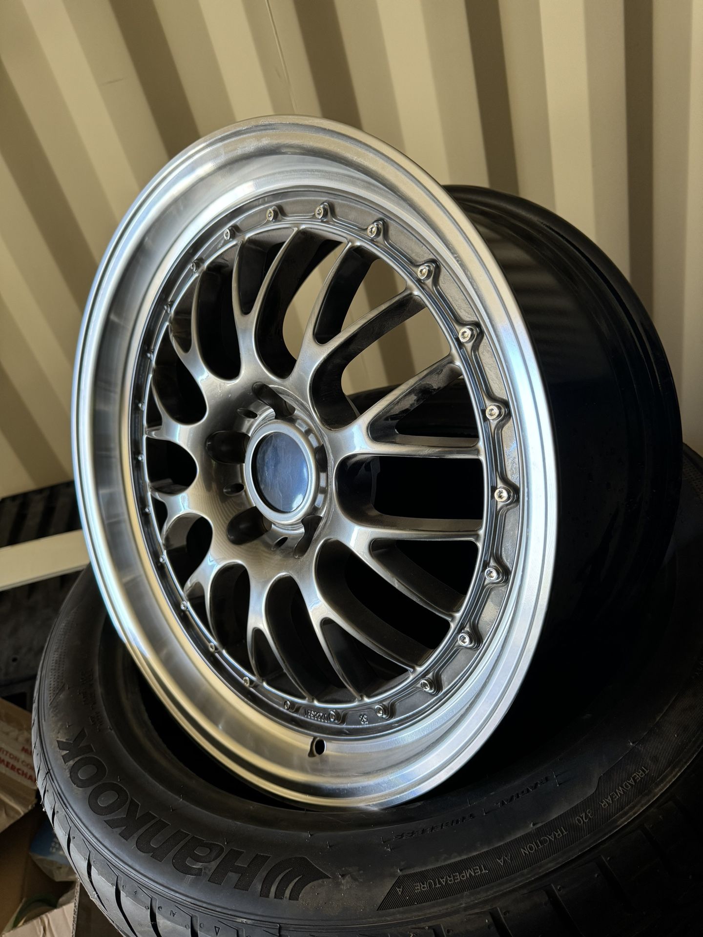 18in Hyper Black With Machined Lip Tuner BBS Style Wheels for Sale in ...