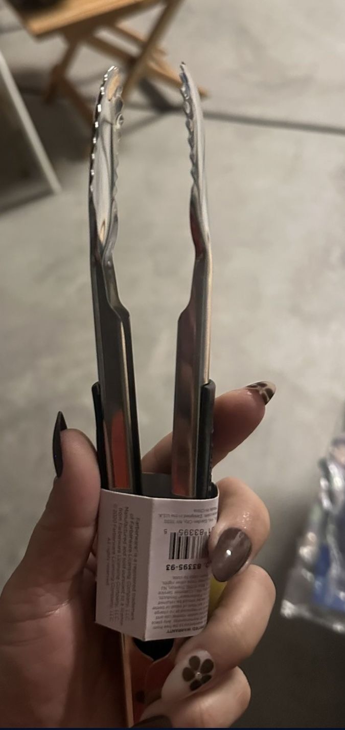 kitchen tongs for Sale in Victorville, CA - OfferUp