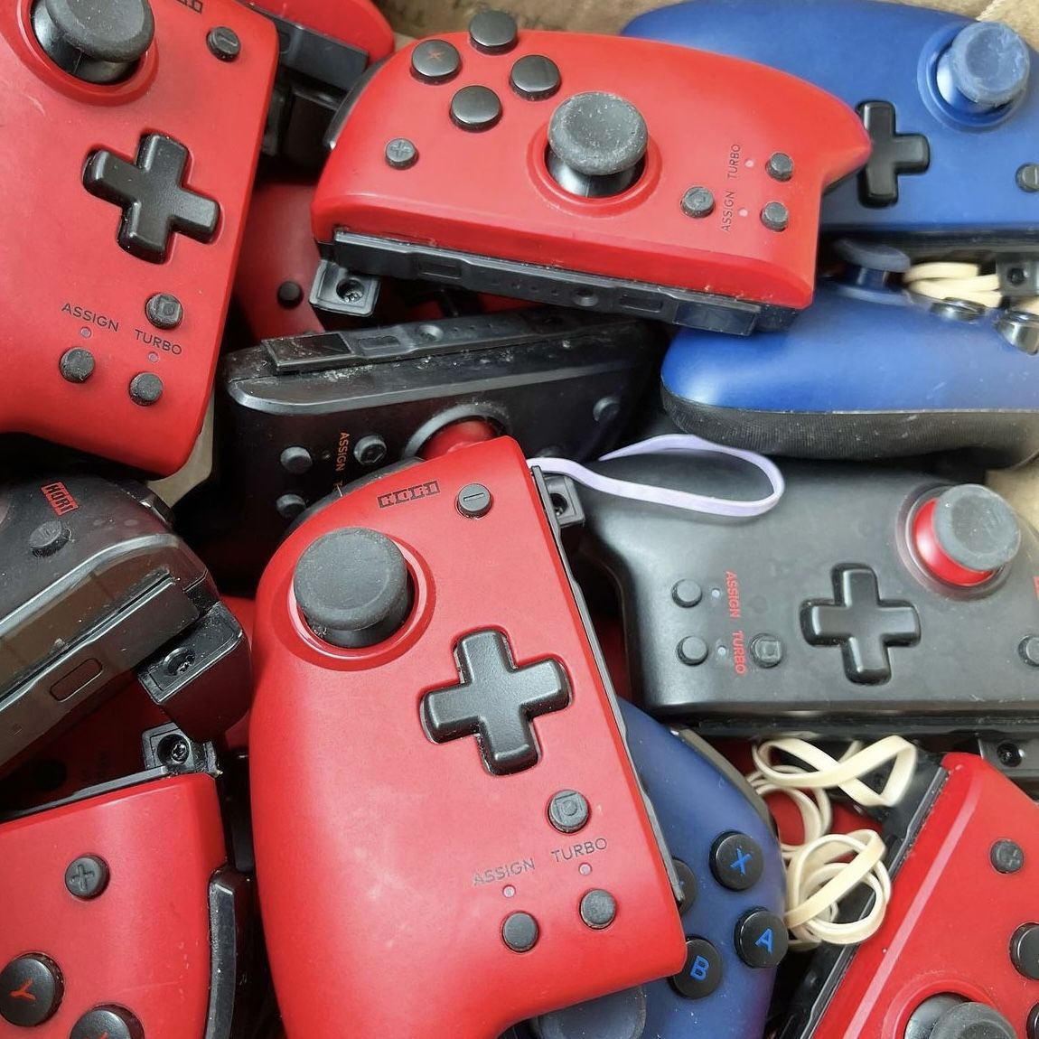 HORI - Nintendo Switch - Split Pad Pro - Controllers for Sale in ...