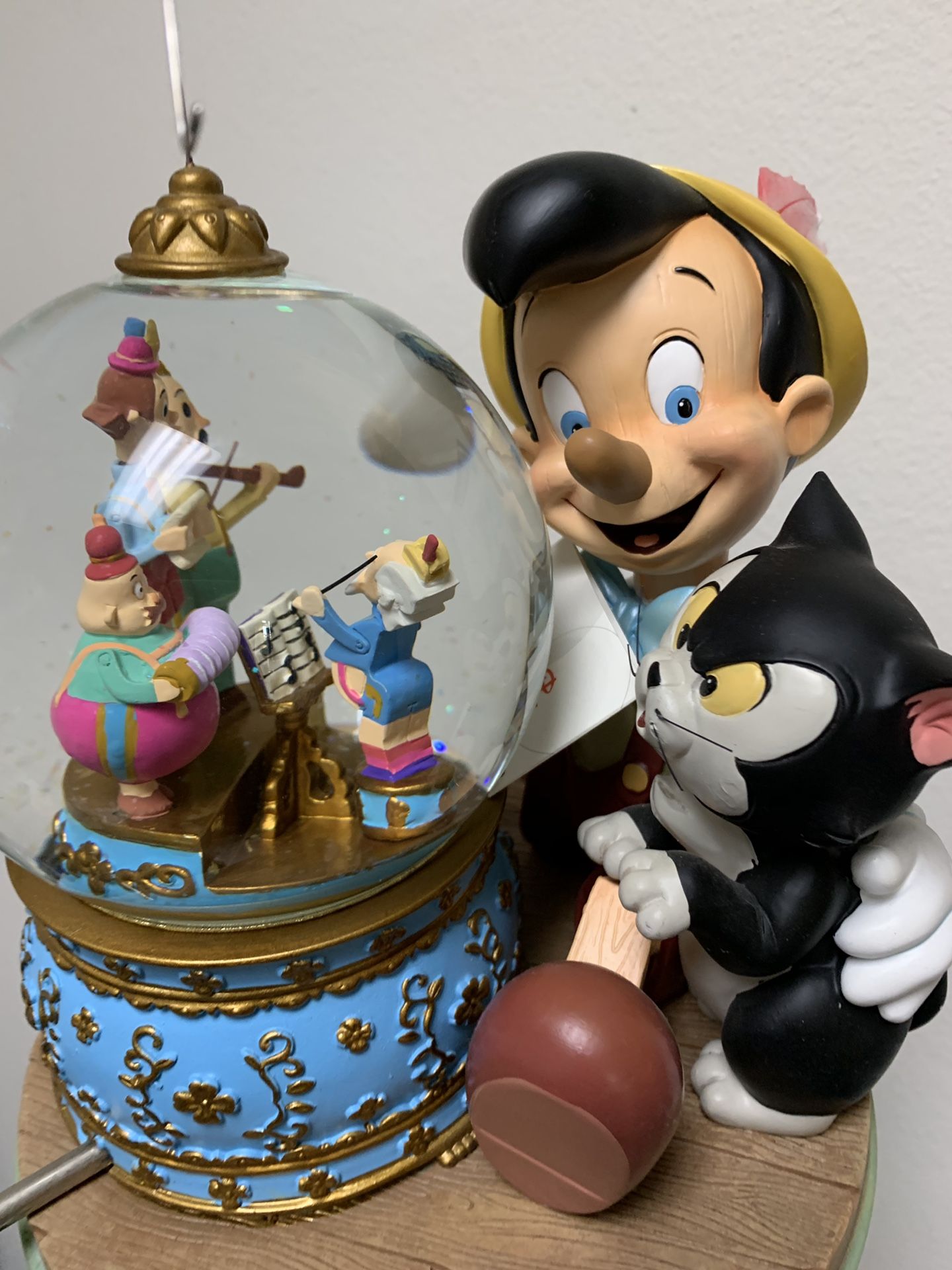 pinocchio snow globe with music box for Sale in Menifee, CA - OfferUp