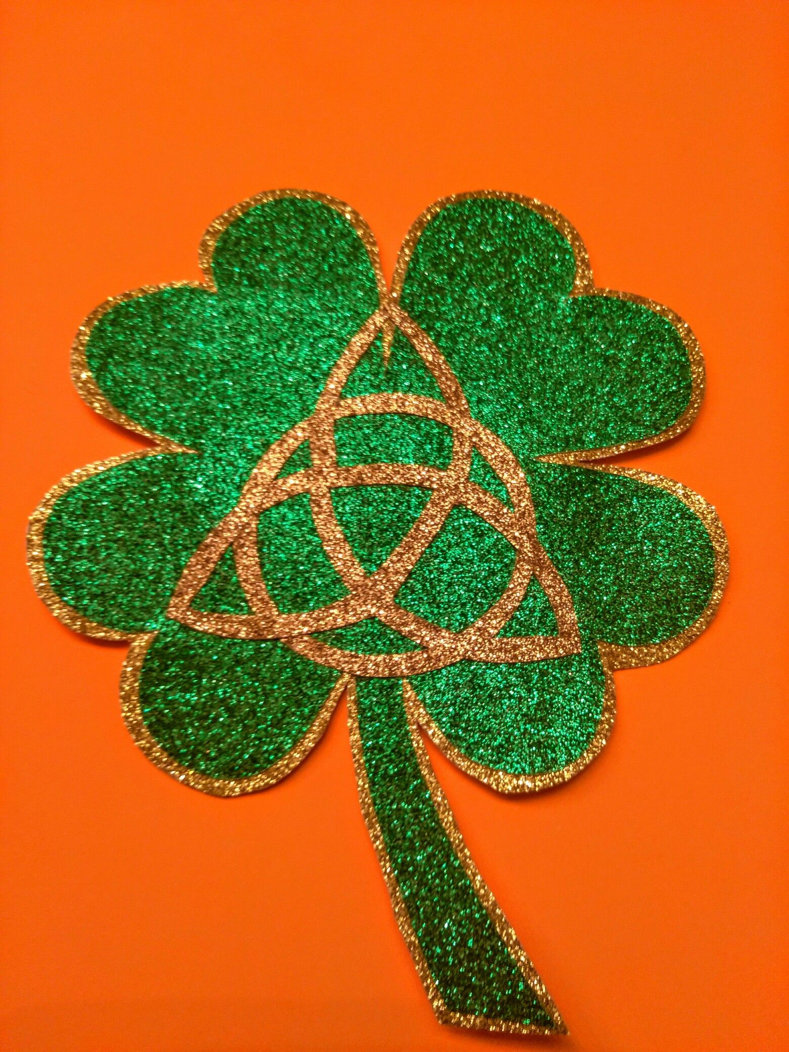 Celtic Knot Four Leaf Clover