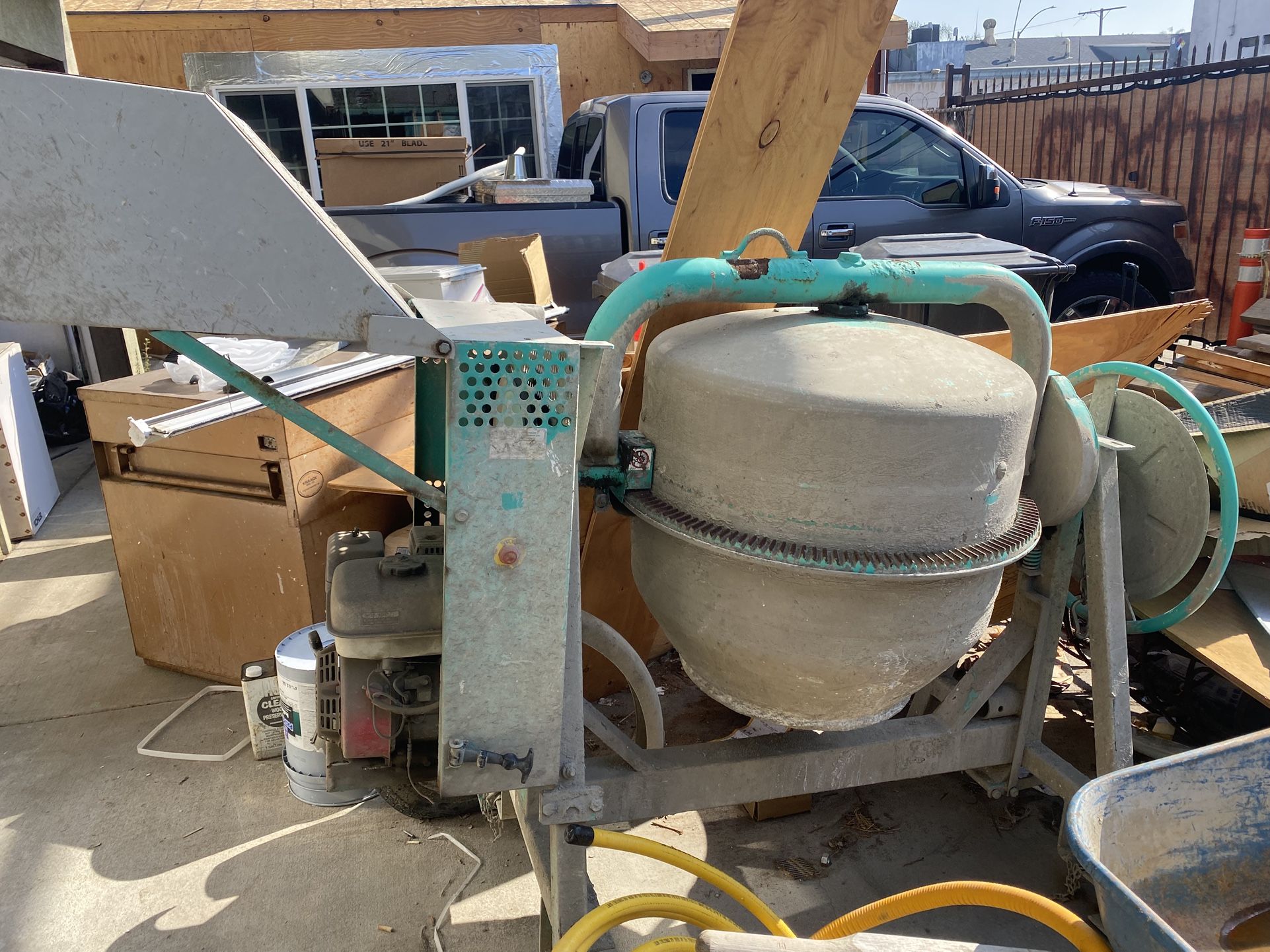 Imer 250 Workman Mixer for Sale in Long Beach, CA - OfferUp