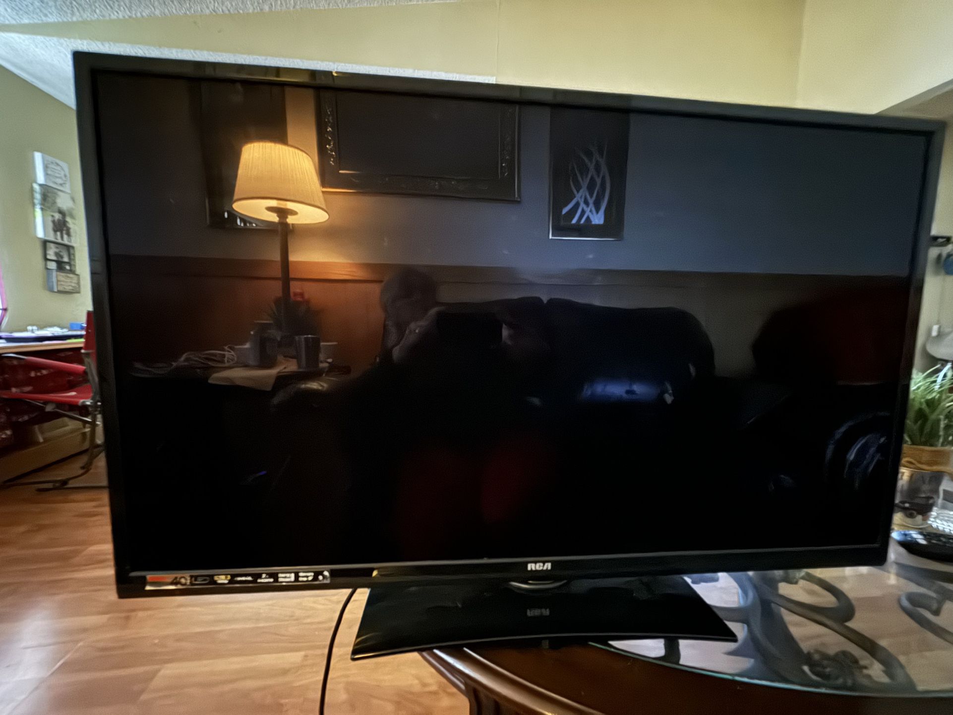 40 Inch TV for Sale in Stockton, CA - OfferUp