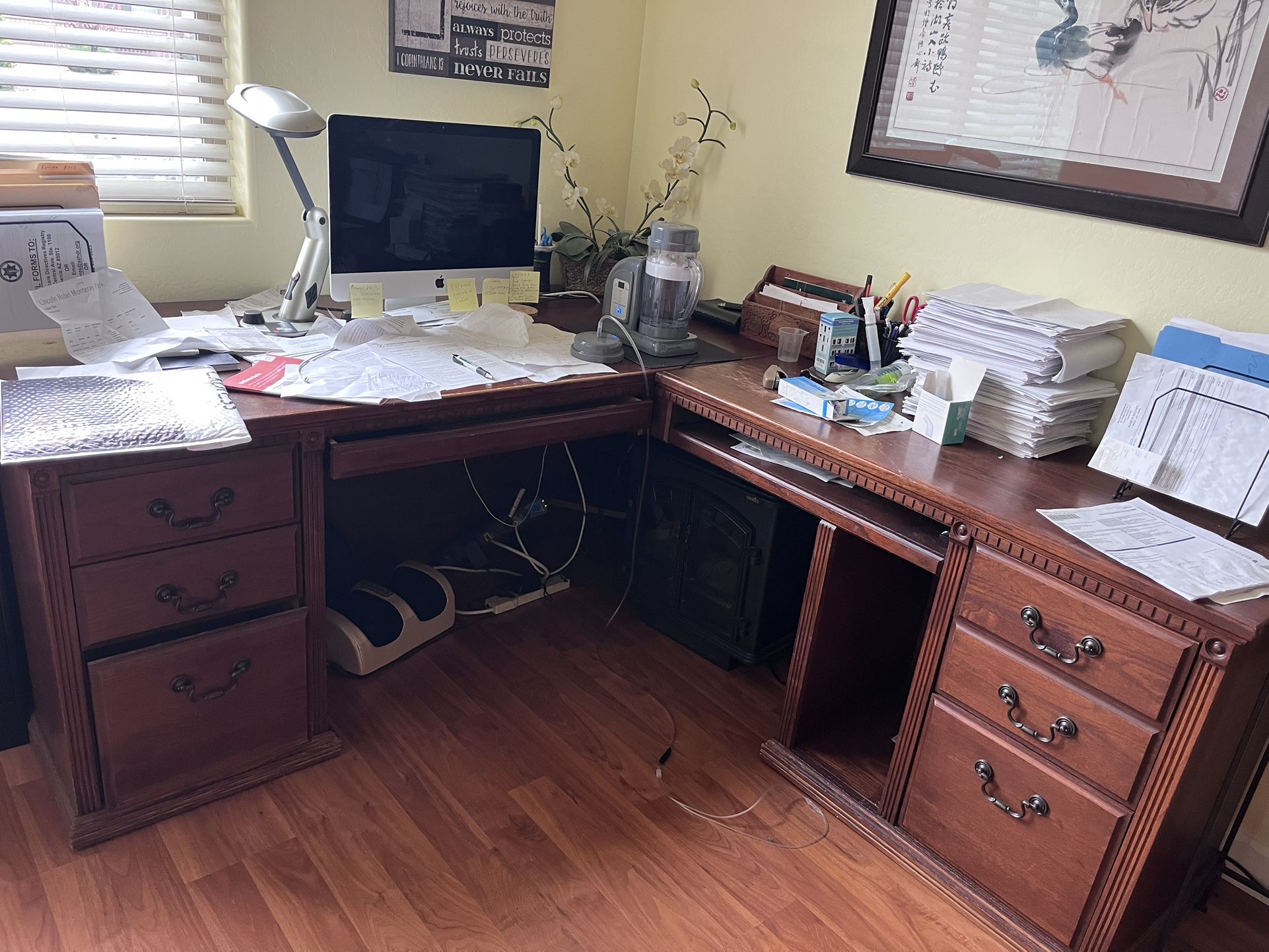 Desk for Sale in Prescott Valley, AZ - OfferUp