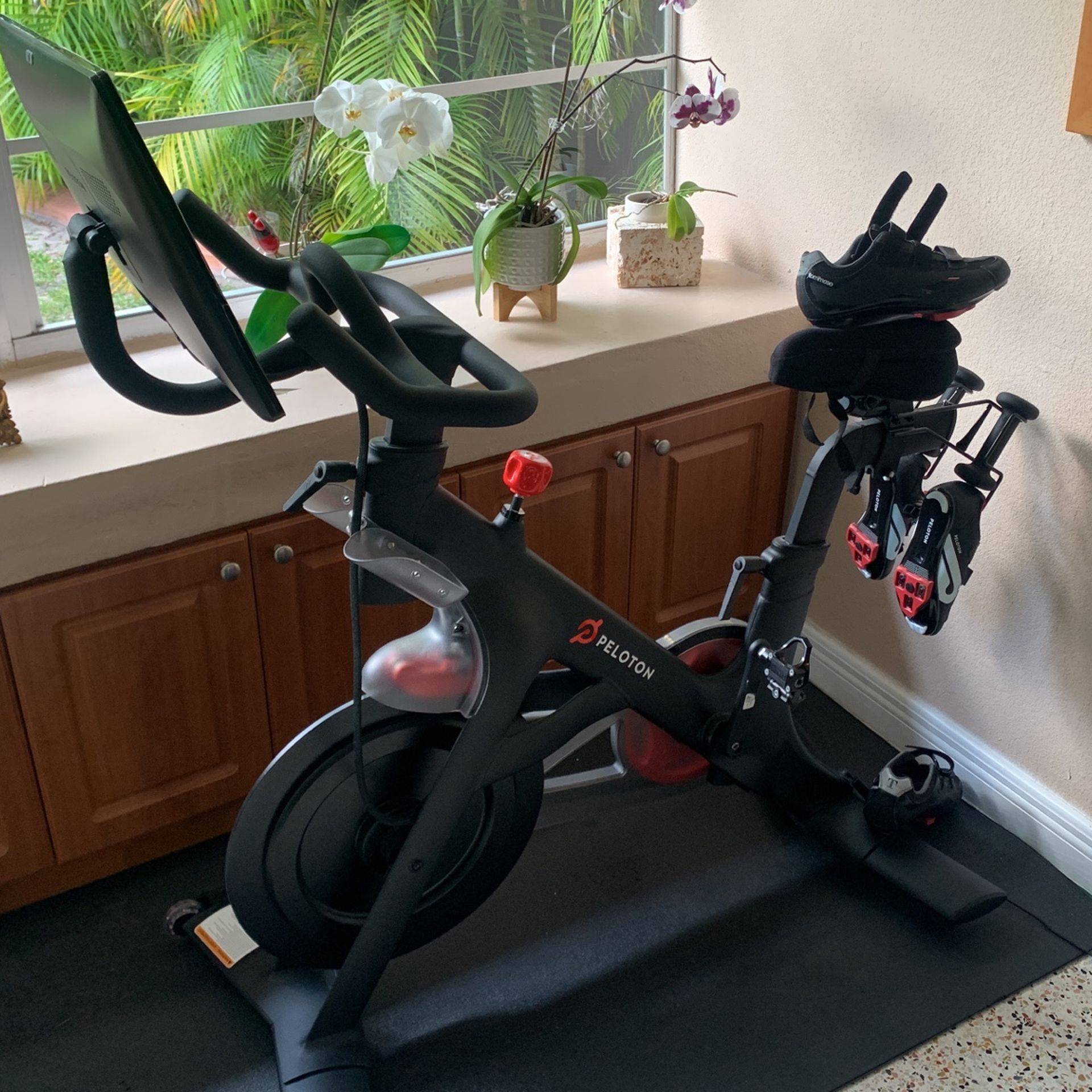 peloton bike gen 2, large reduction UP TO 85% OFF - rdd.edu.iq