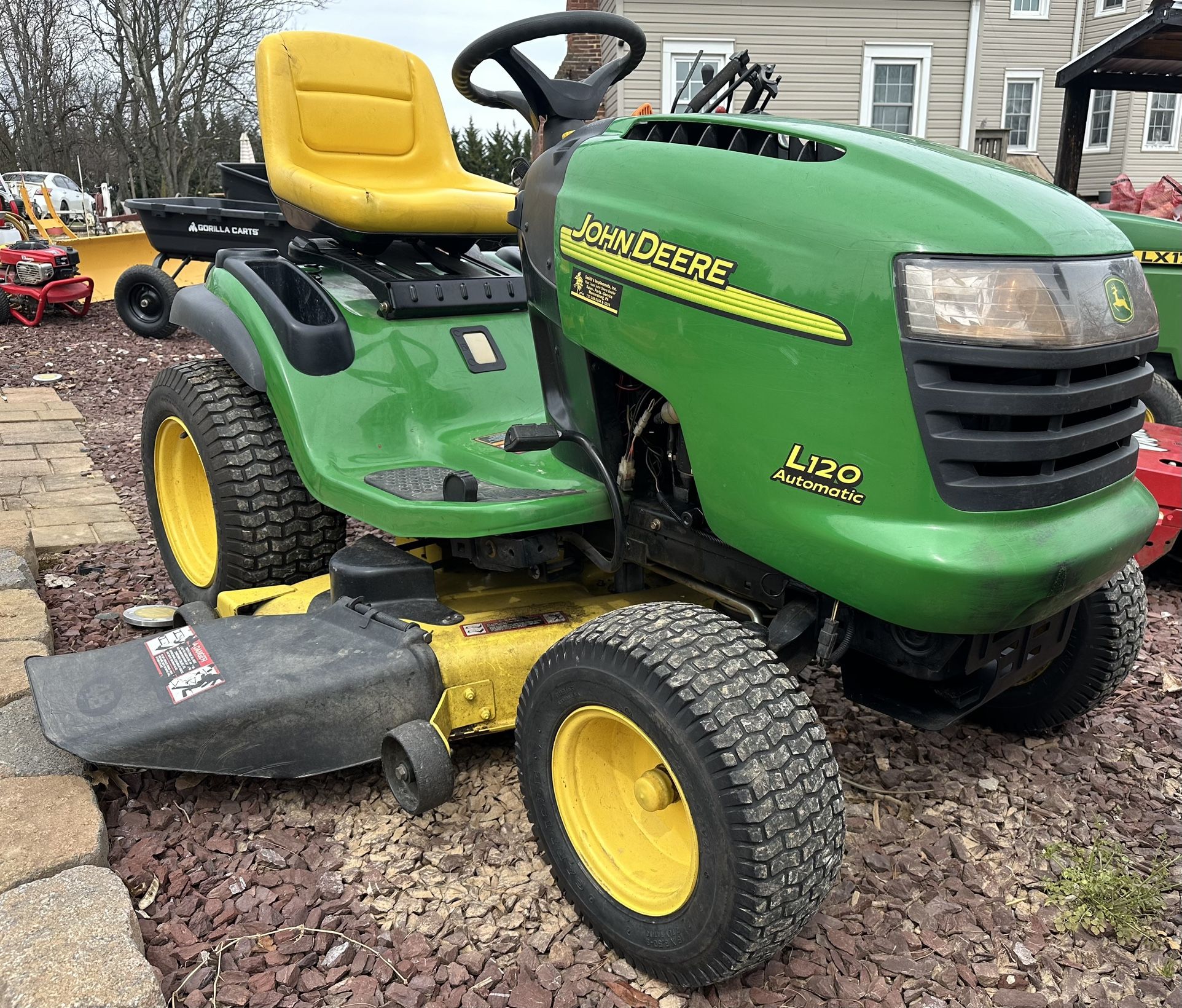 John Deere L120 Hydrostatic Lawn Tractor Mower for Sale in Smithsburg ...