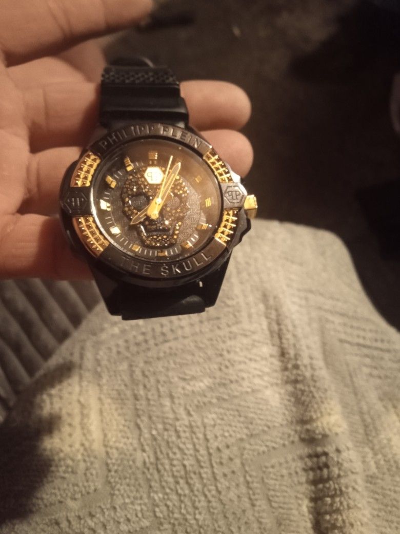 Phillip Plien The Skull Watch for Sale in Modesto, CA - OfferUp