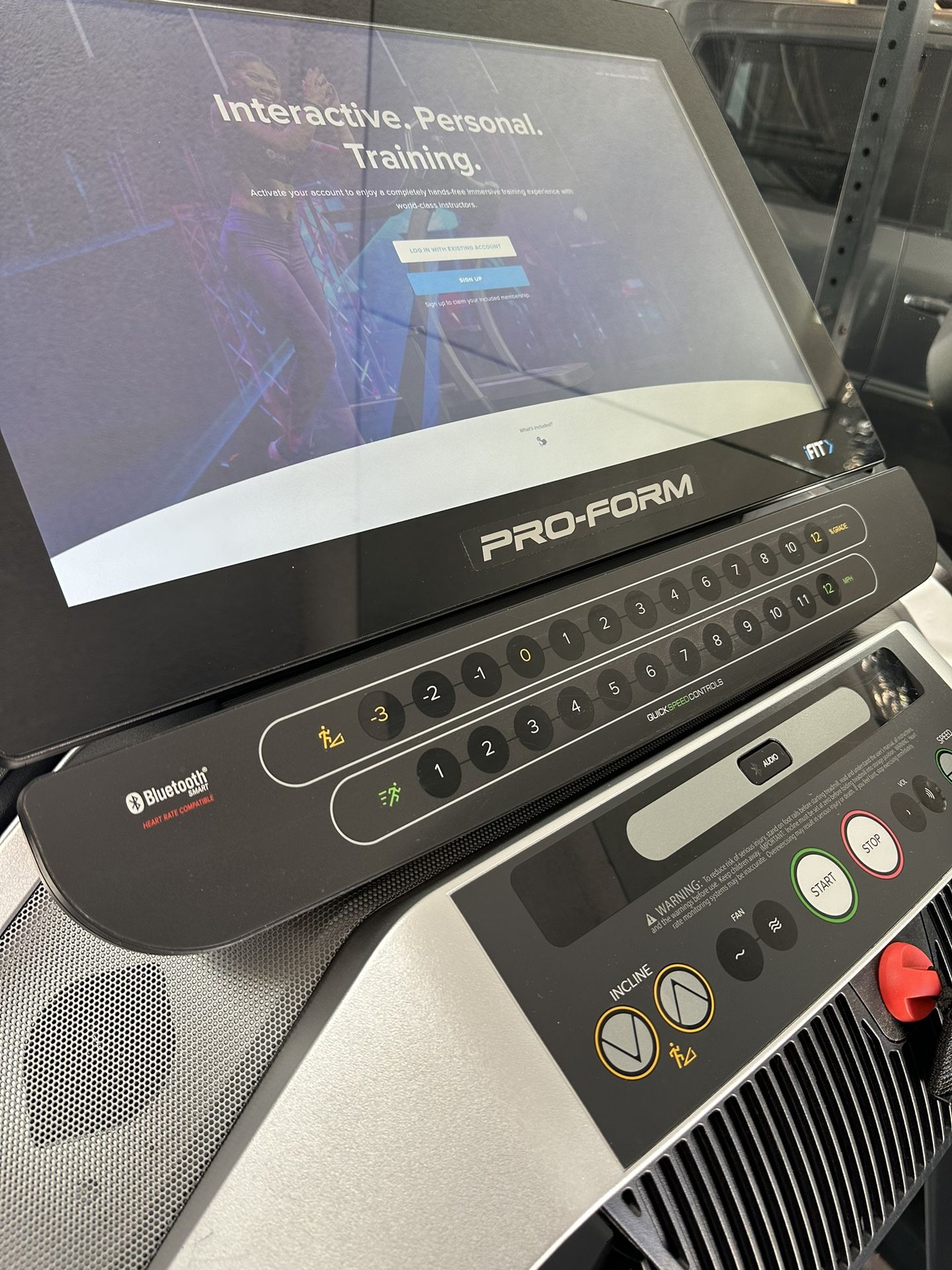 Pro Form Treadmill Pro 9000 for Sale in Los Angeles, CA - OfferUp