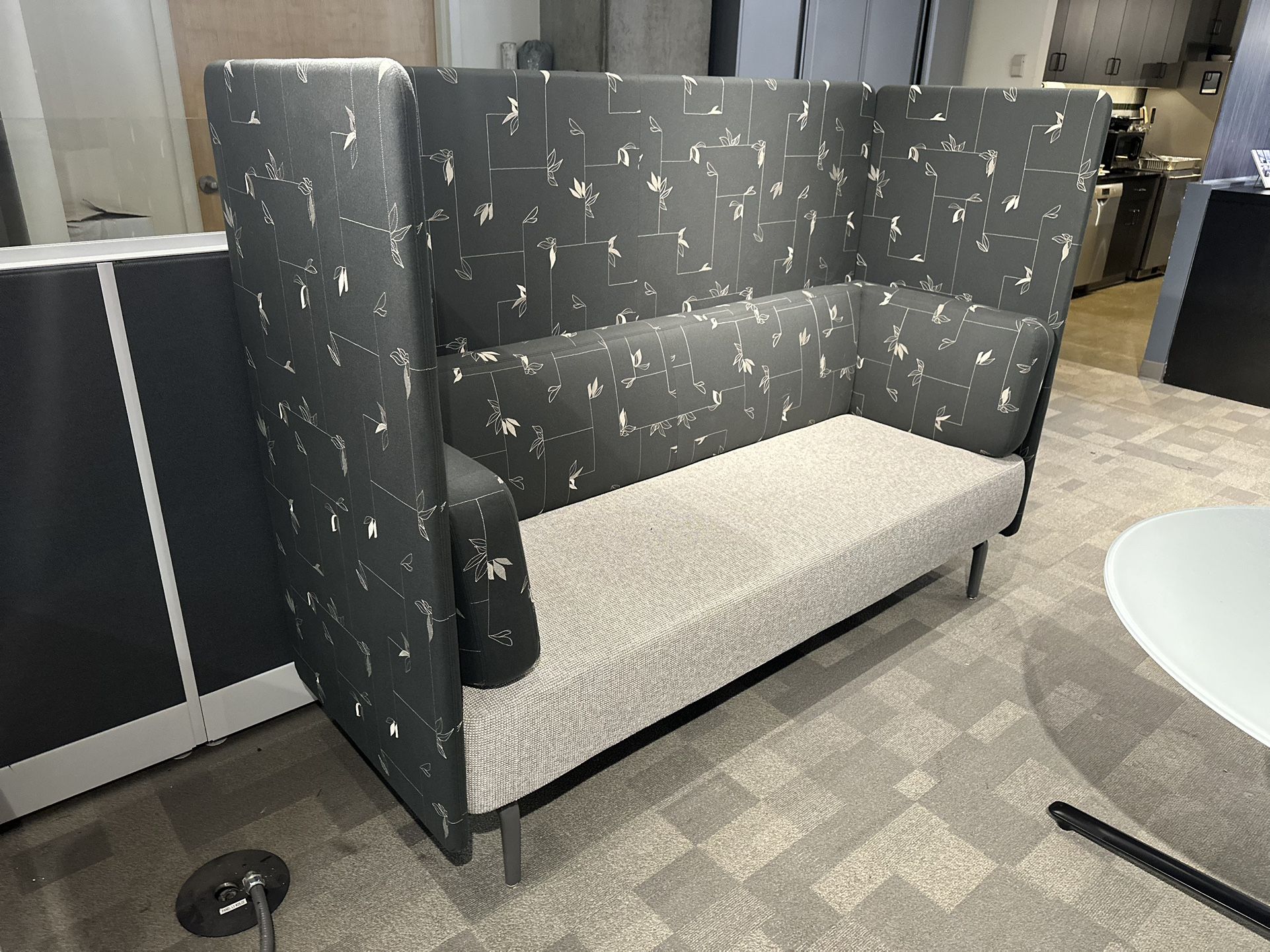 Teknion Banqs Banquette, Very High End! for Sale in Seattle, WA - OfferUp