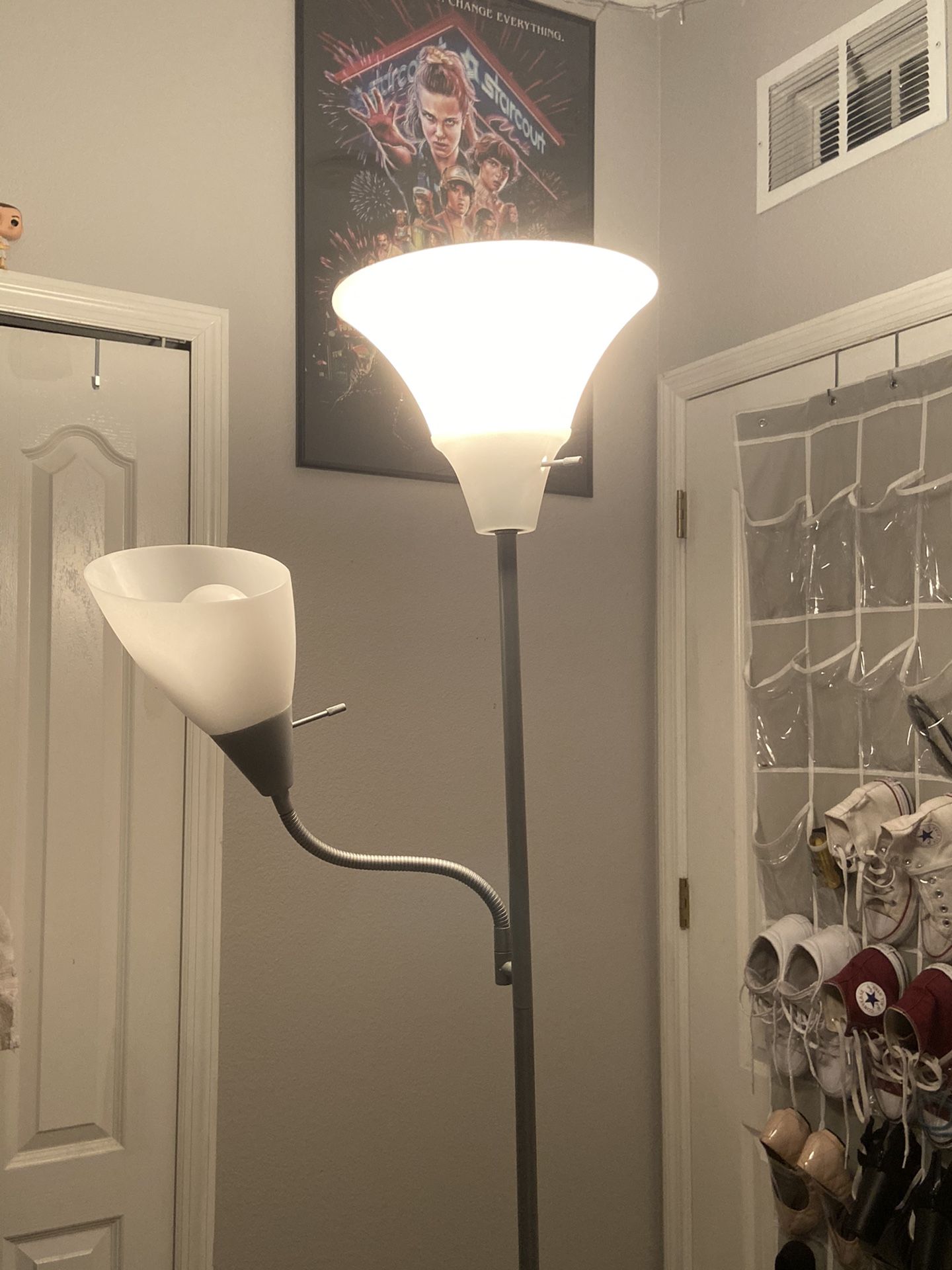 Room Essentials 2 head Lamp for Sale in Land O Lakes, FL - OfferUp