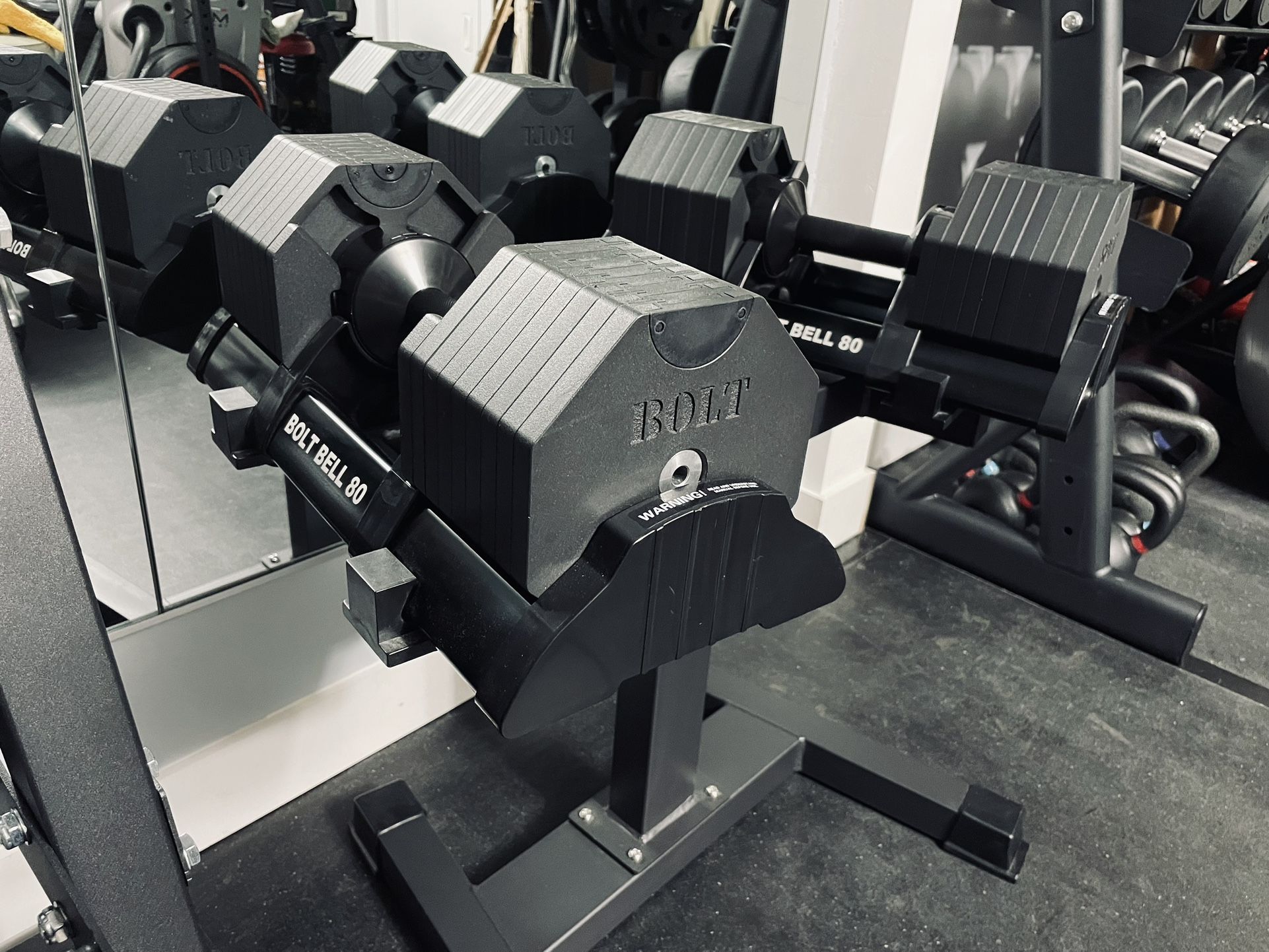Bolt Octabells 5-80lb Asjustable Dumbbells w/Stand for Sale in Houston ...