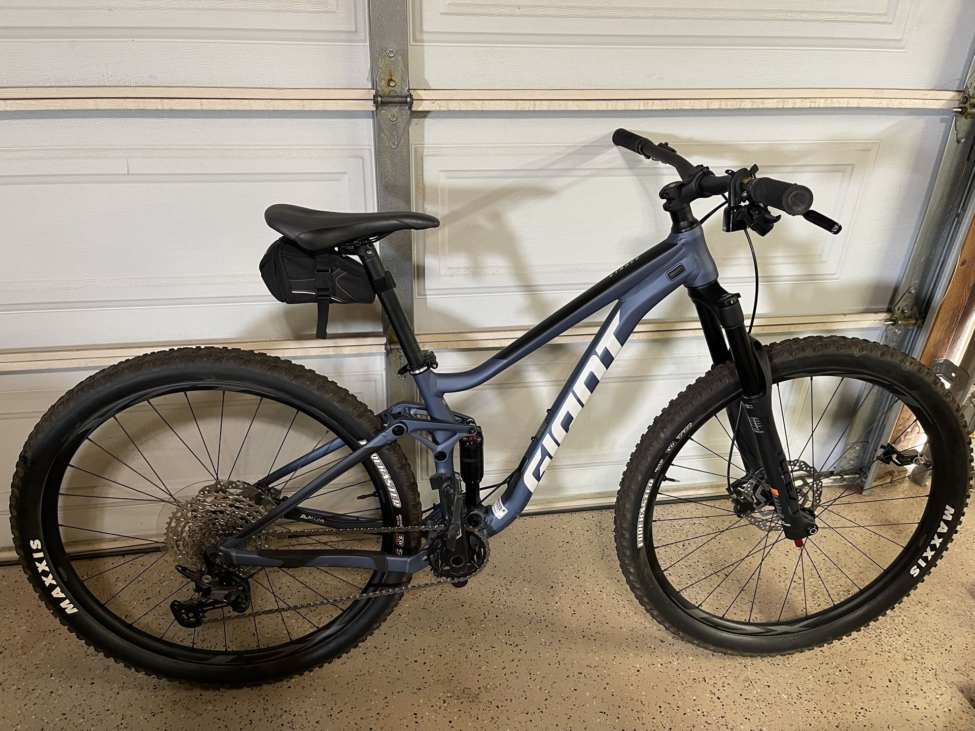 2022 Giant Stance 2, 29 - Full Suspension for Sale in San Diego, CA - OfferUp