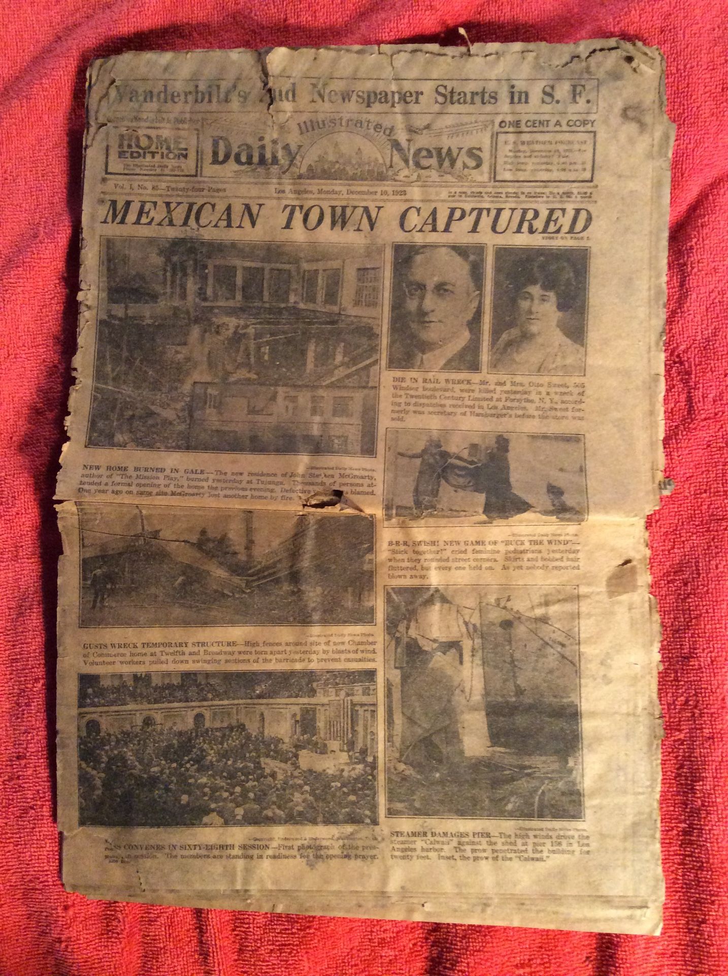 The Daily News Los Angeles Rare Vintage Newspapers December 10 & 13 ...