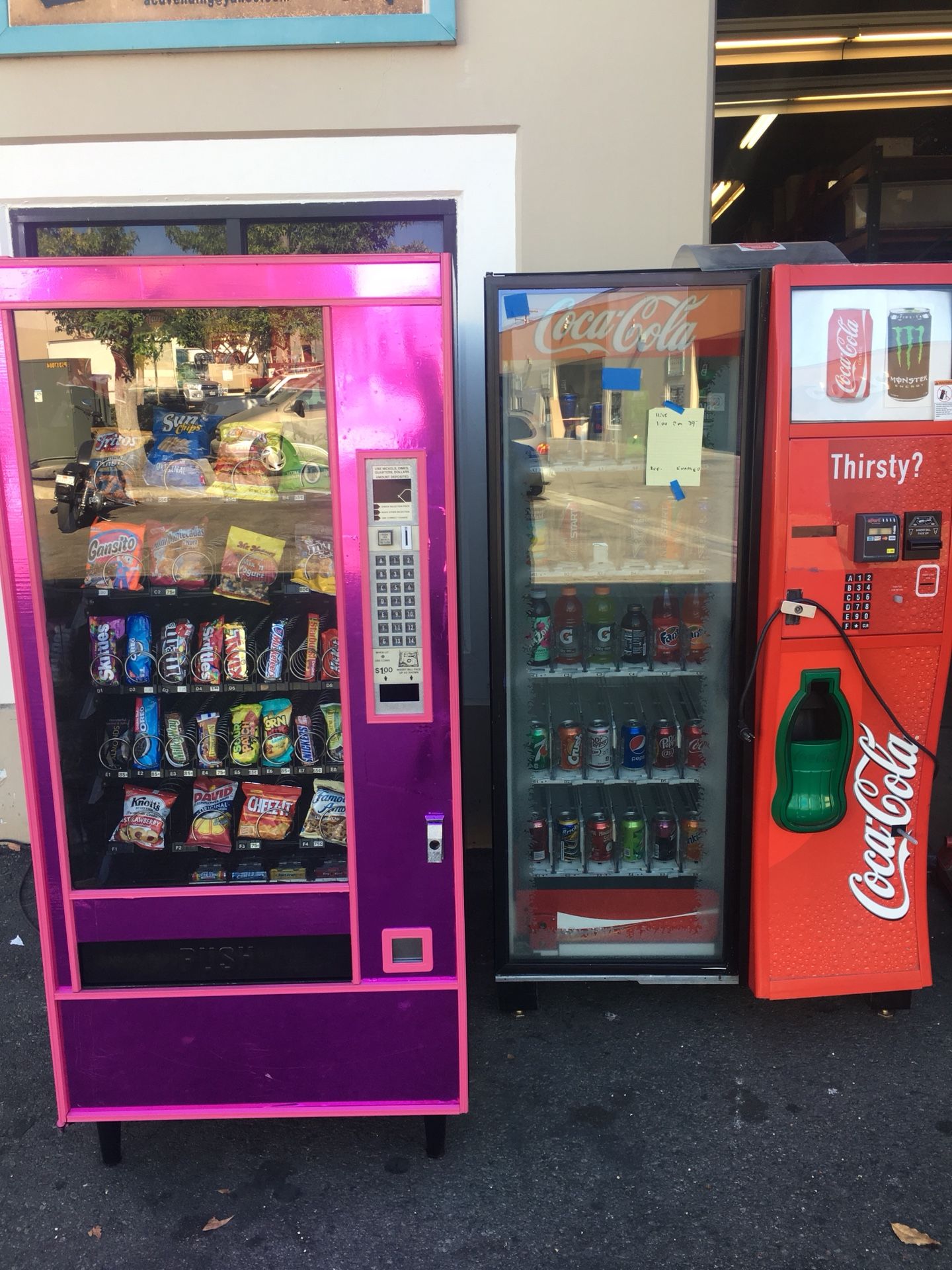 NAIL SALON, HAIR CUT SALON SNACK VENDING MACHINES for Sale in Fullerton ...