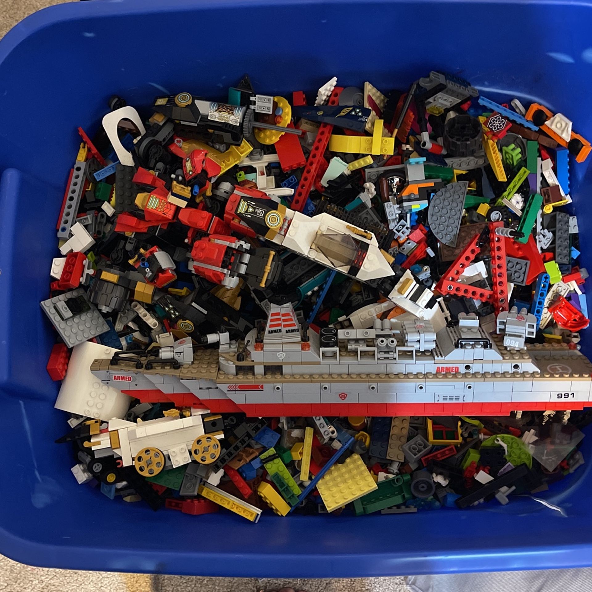 Box Of Legos for Sale in Lake Worth, FL - OfferUp