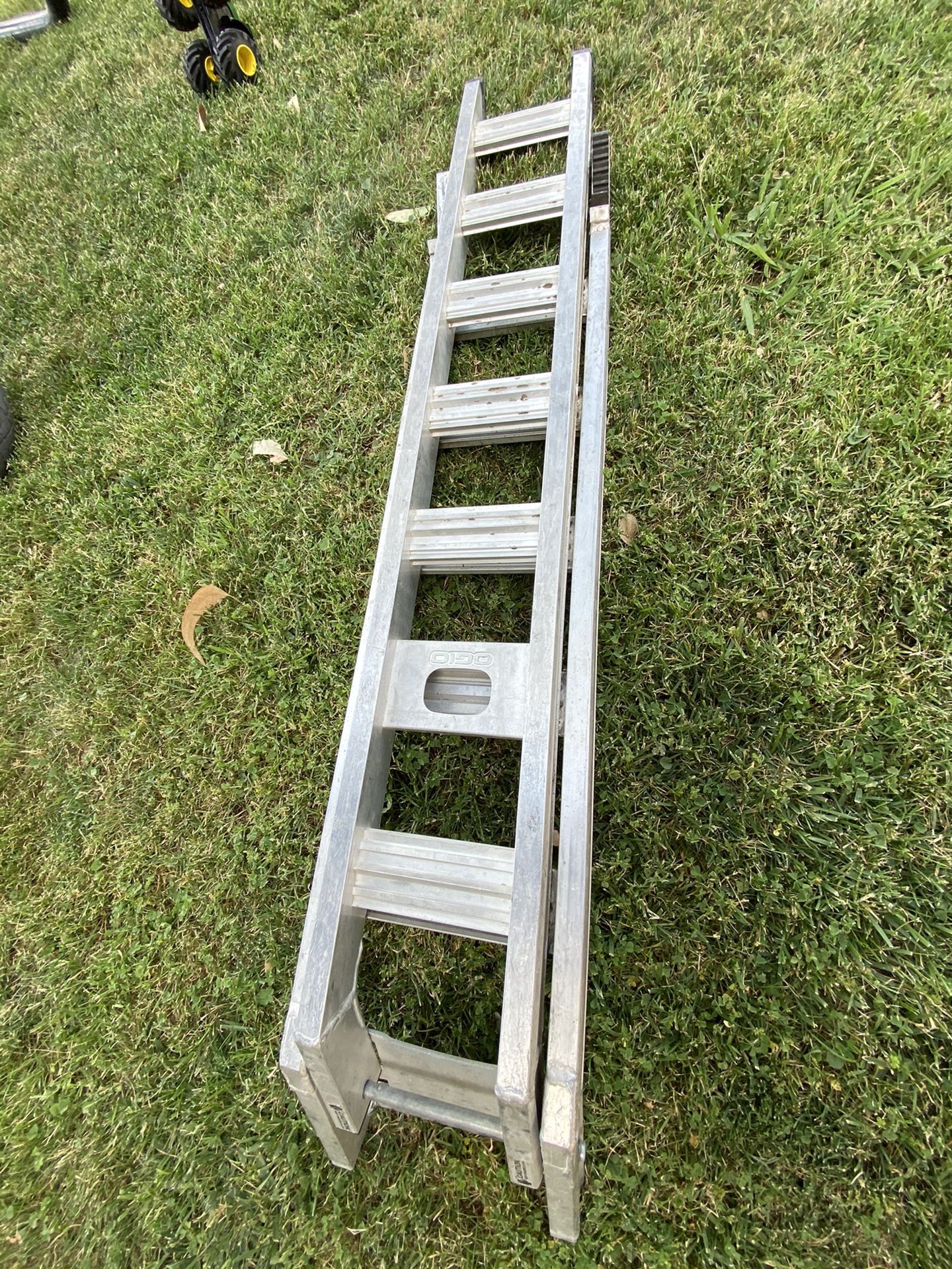 Amazing Ogio Step Up Folding Motorcycle Ramp!!! for Sale in Vacaville ...