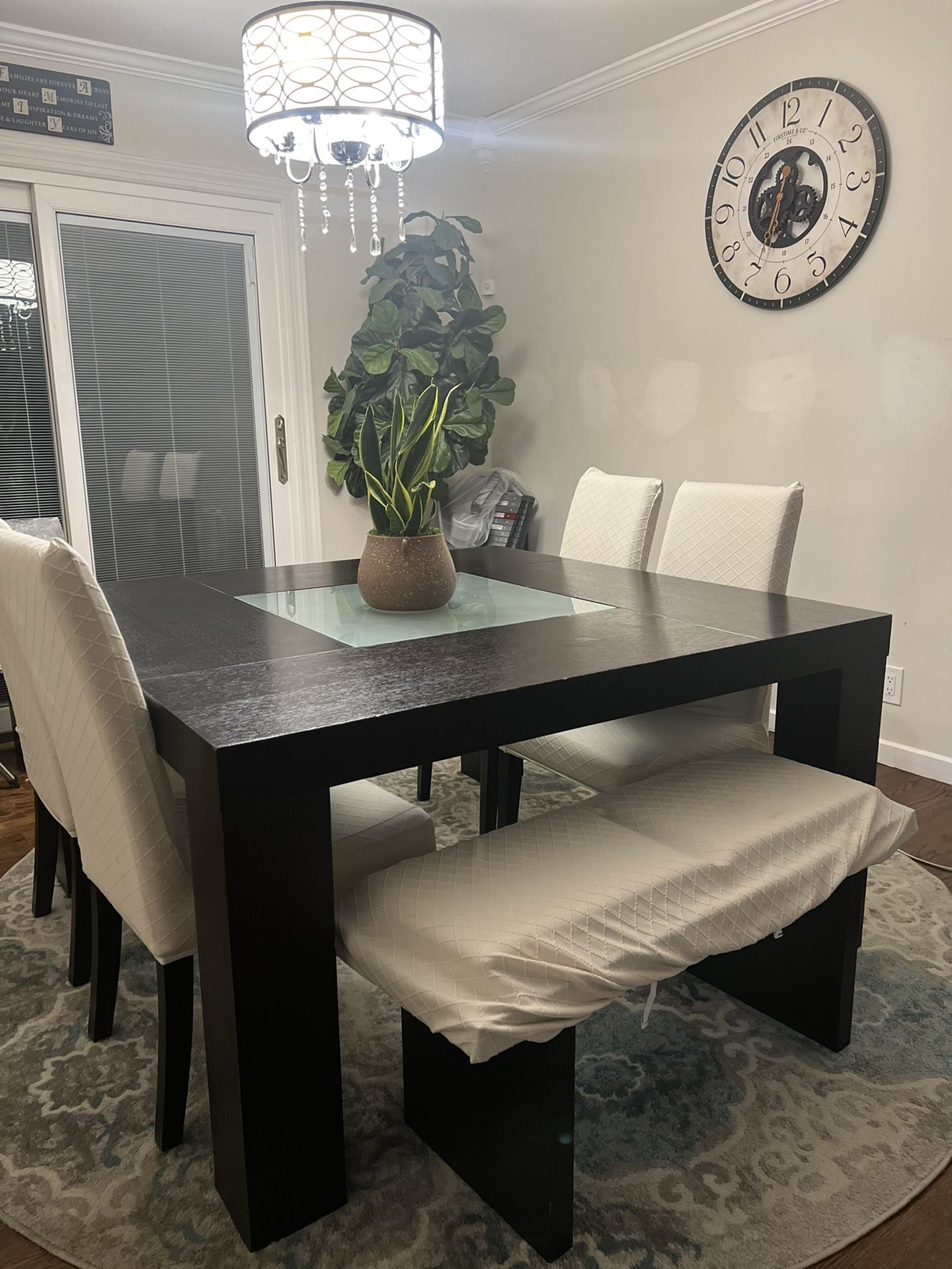Modern Square Dining Room