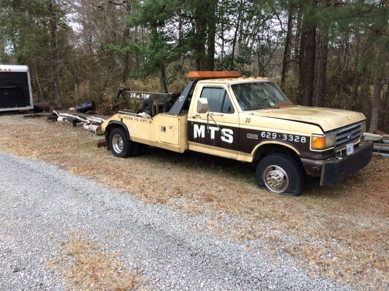 91 FORD F450 TOW TRUCK(2,500.)OBO for Sale in Suffolk, VA - OfferUp