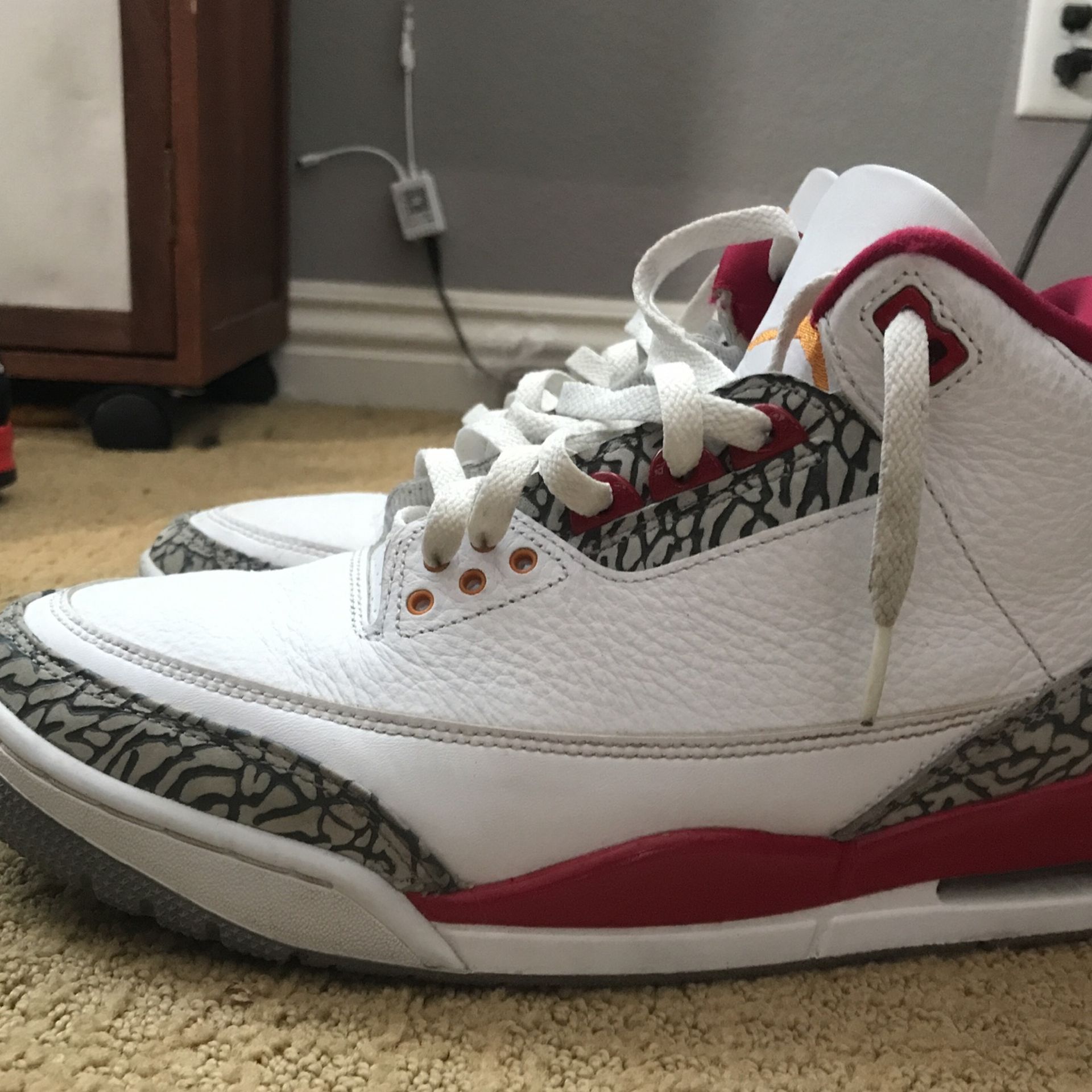 Jordan 4 Retro Red Thunders Jordan 3 Cardinal Red for Sale in San Diego ...