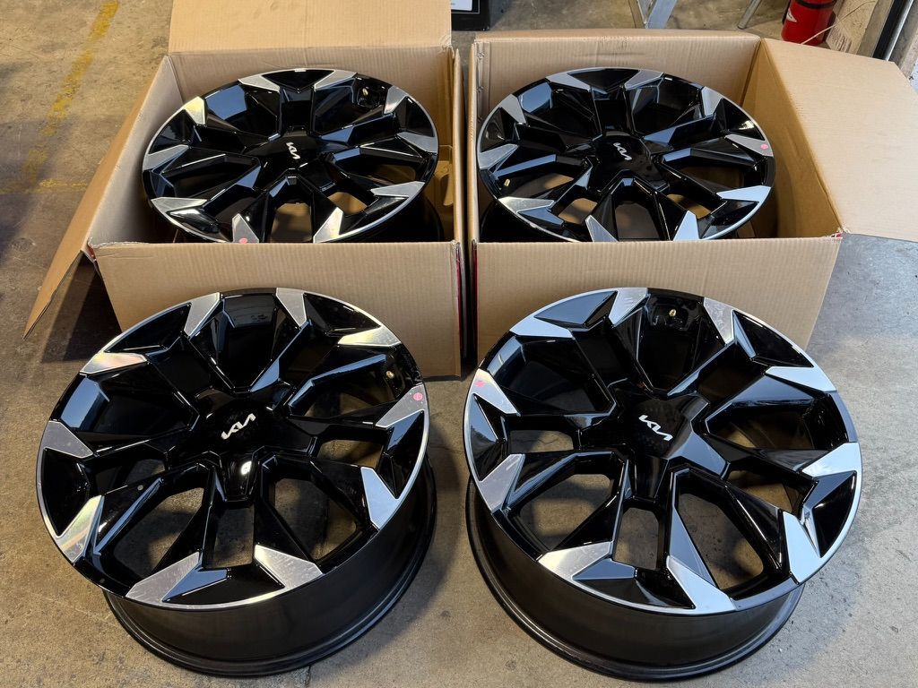 DELIVERY 4x OEM 52910-P2810 20" Alloy Wheels 8.5J+54 Kia Sorento for ...