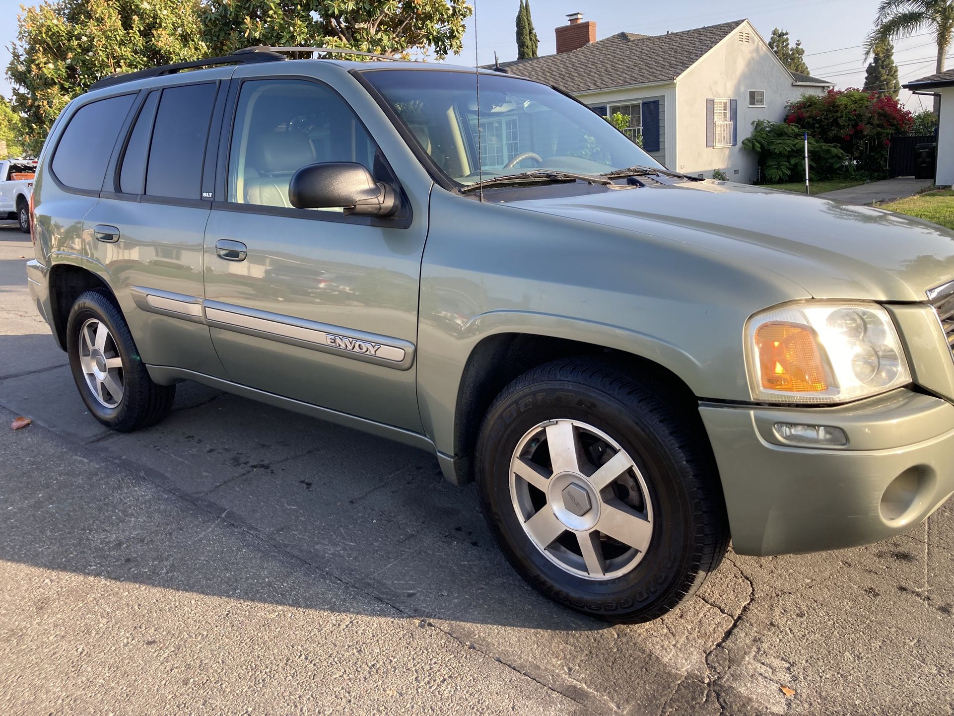 2004 GMC Envoy XL for Sale in Whittier, CA - OfferUp