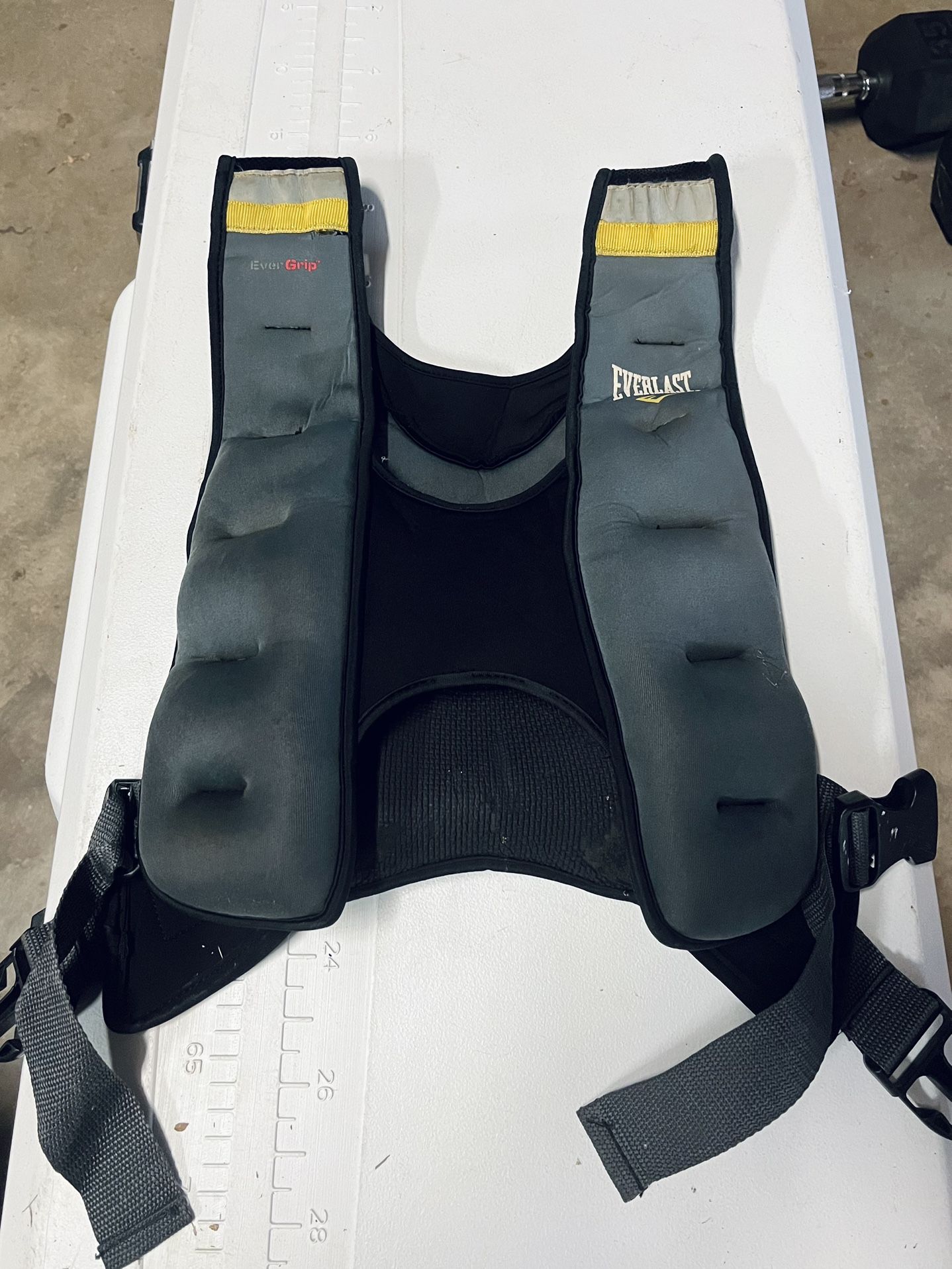 Everlast 20 lb. Weighted Workout Vest for Sale in San Antonio, TX - OfferUp