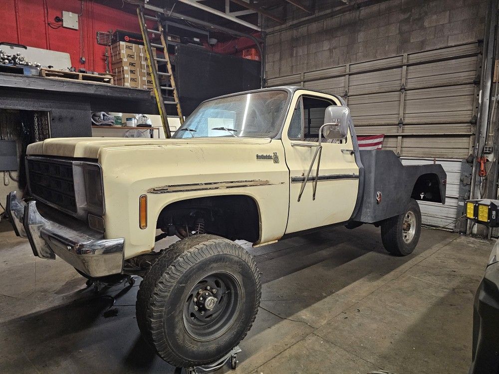 1979 K20 Square Body Wrecker Towtruck for Sale in Phoenix, AZ - OfferUp