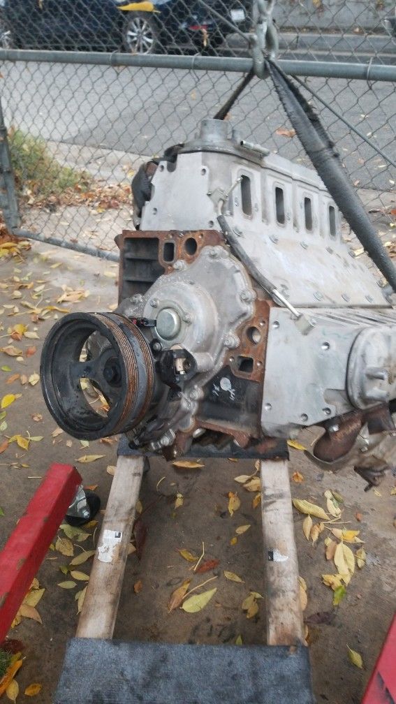 6.0 Ly6 Engine for Sale in Artesia, CA - OfferUp
