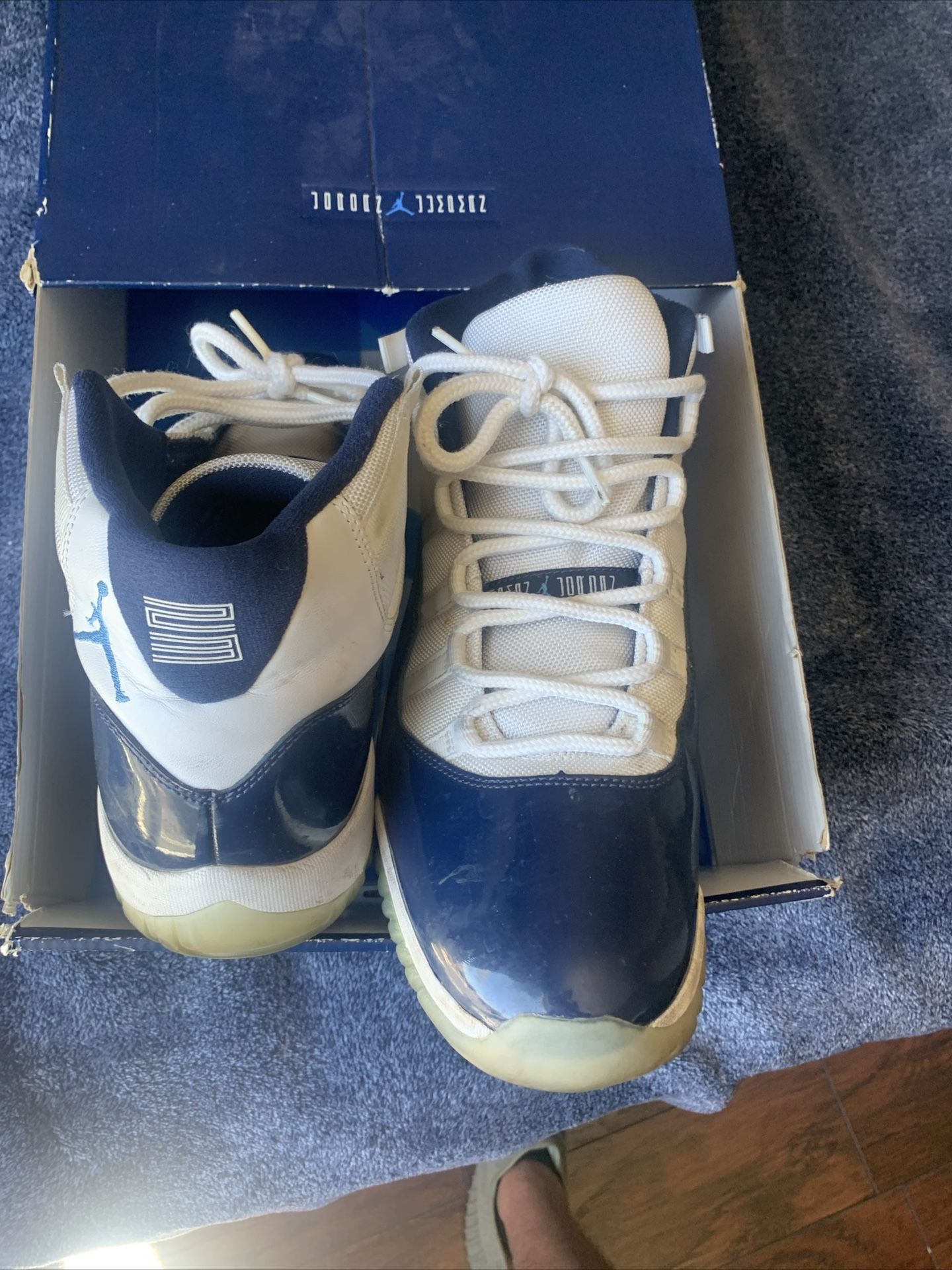 Jordan 11s for Sale in Pittsburg, CA - OfferUp