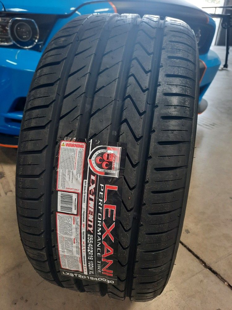 255-40-19 Lexani LX-Twenty for Sale in Ontario, CA - OfferUp