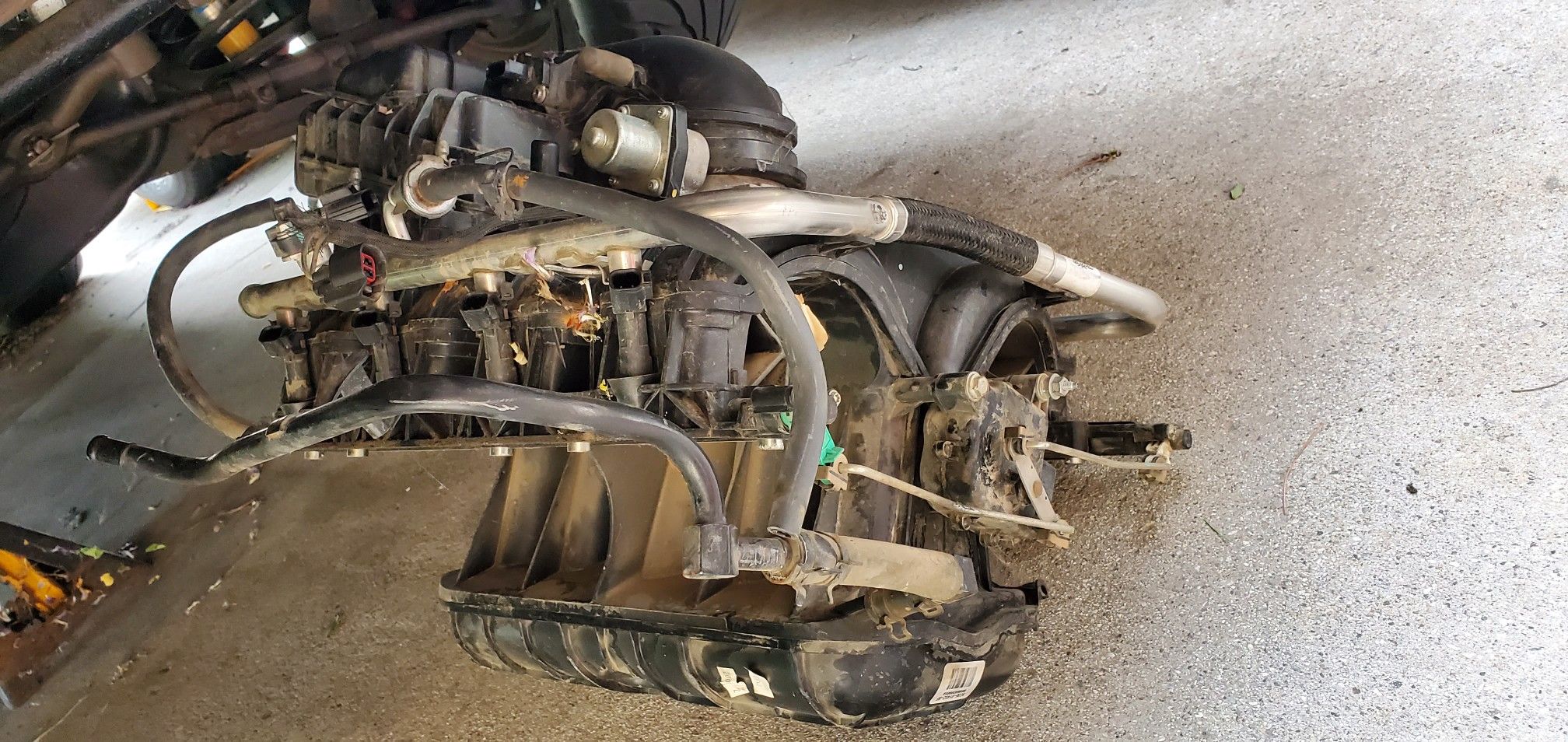 2004 - 2008 Ford F150 5.4 intake Manifold complete for Sale in Santa ...