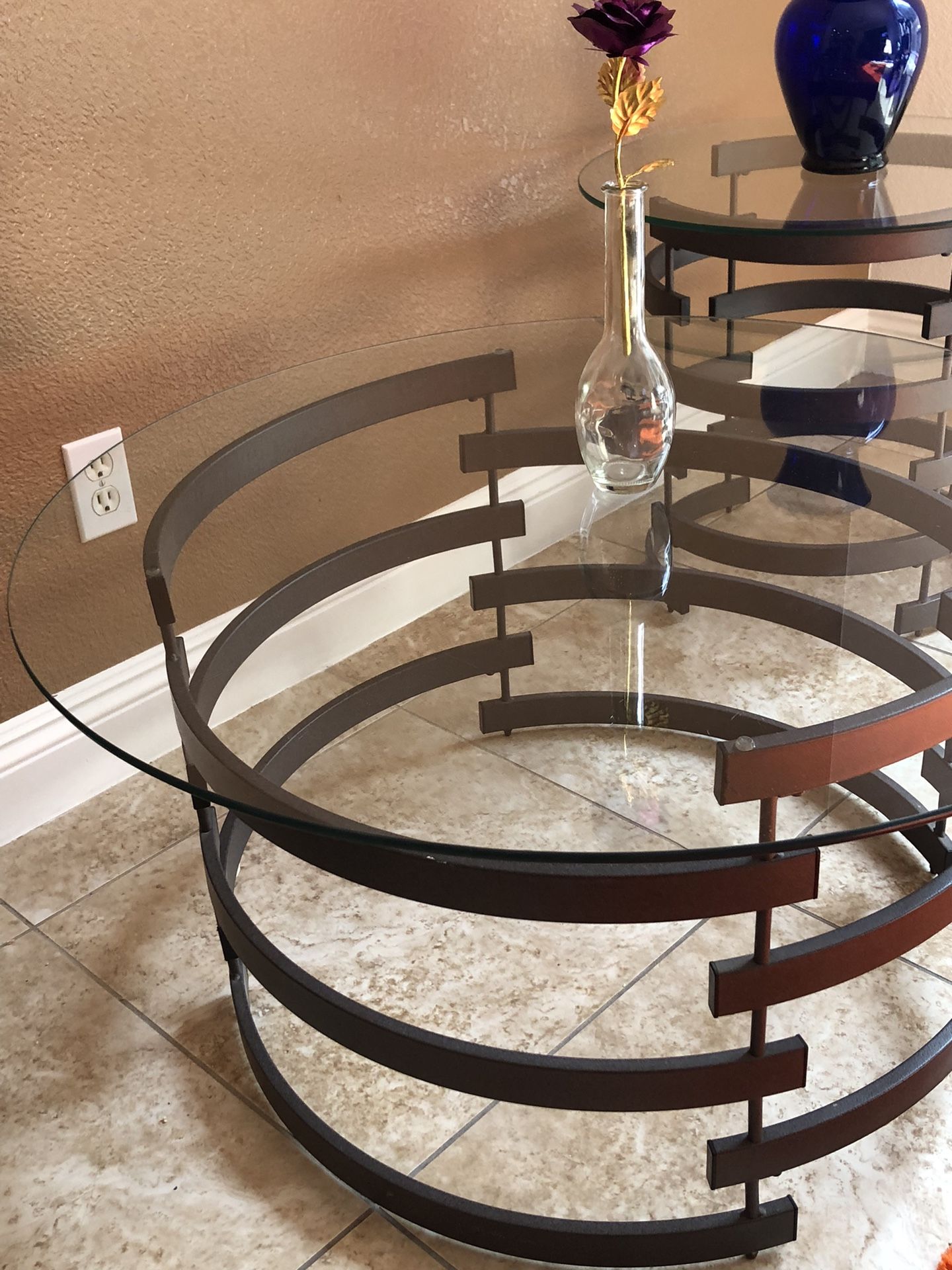 Modern 3 Pc Glass Table Set for Sale in Las Vegas, NV - OfferUp