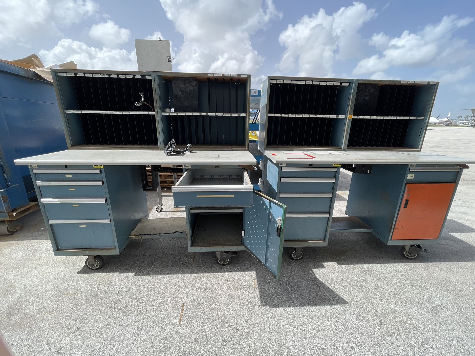 Lista workbench 2 Available Best Price For Both Used Very Good ...