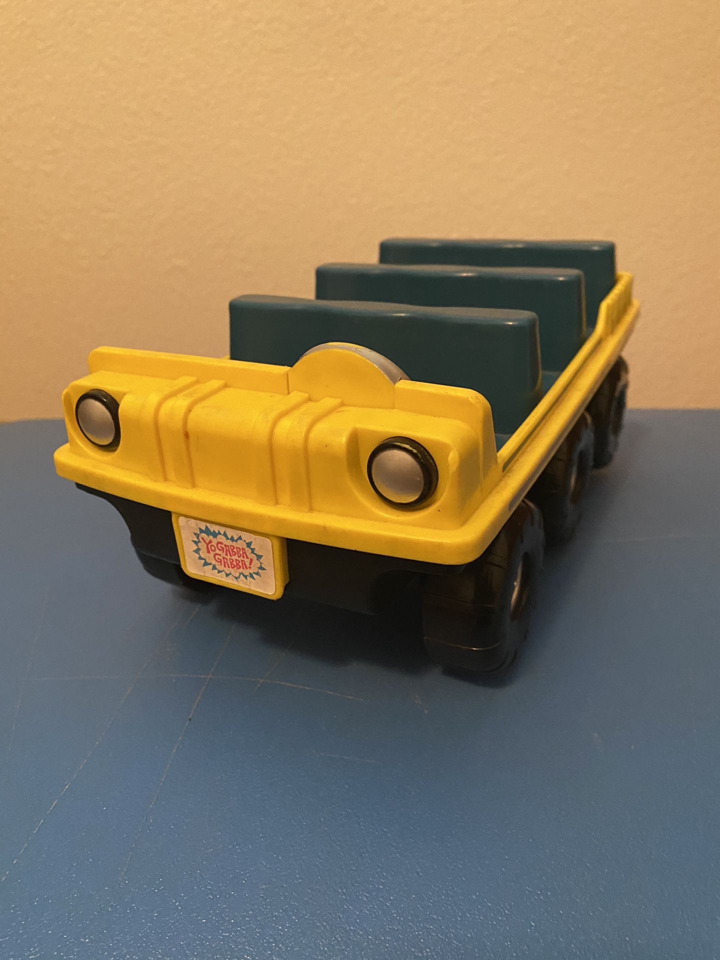 Yo Gabba Gabba Car